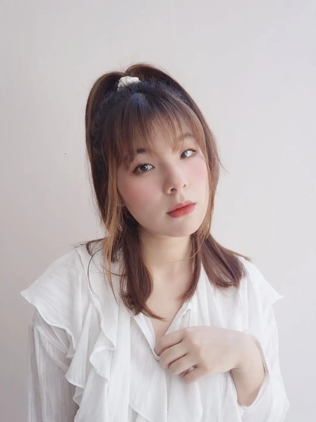 ทรงผม 4 แบบ ด้วยยางโดนัท เส้นเดียว😁 | แกลเลอรีที่โพสต์โดย aomy | Lemon8