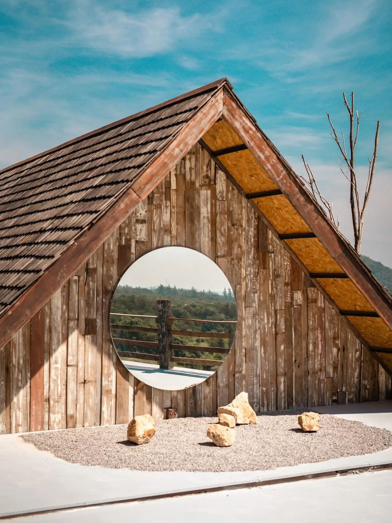 คาเฟ่เปิดใหม่บนเขา Rimpha Chomview ⛰ | แกลเลอรีที่โพสต์โดย chomchim | Lemon8