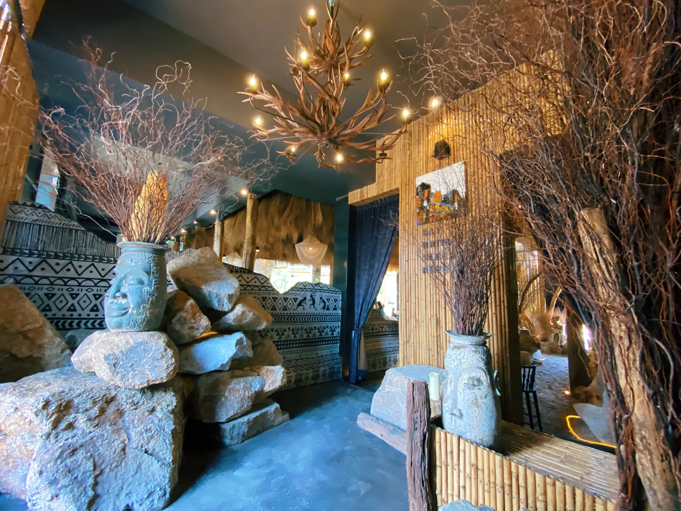 พาไปเที่ยว Taab Cafe ที่ชลบุรี | แกลเลอรีที่โพสต์โดย Meepik | Lemon8