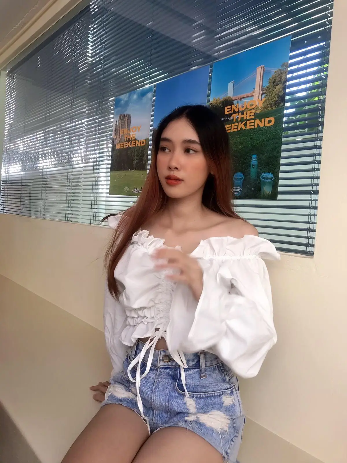 เสื้อปาดไหล่แขนยาว Camui.bkk ’ Closet Shop💌 | แกลเลอรีที่โพสต์โดย numpet | Lemon8