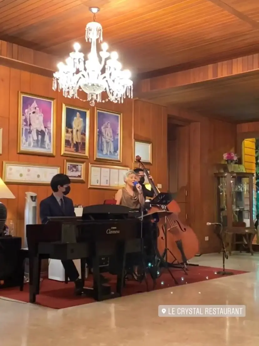 Le Crystal Restaurant 🥂 | แกลเลอรีที่โพสต์โดย Aunchisa | Lemon8