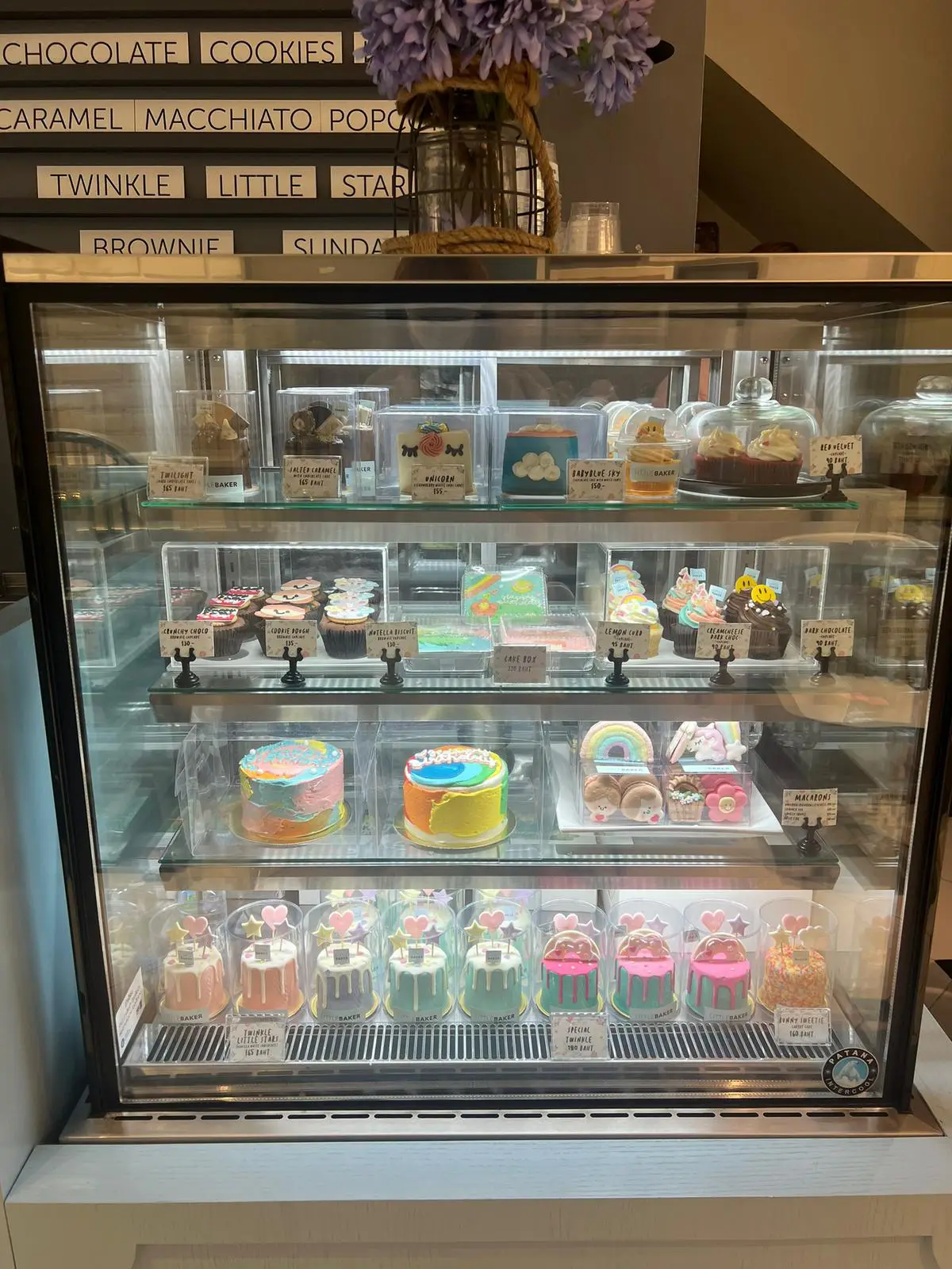 Little Baker ร้านเค้กสุดคิ้วววว ย่านลาดพร้าว 🎂 | แกลเลอรีที่โพสต์โดย ...