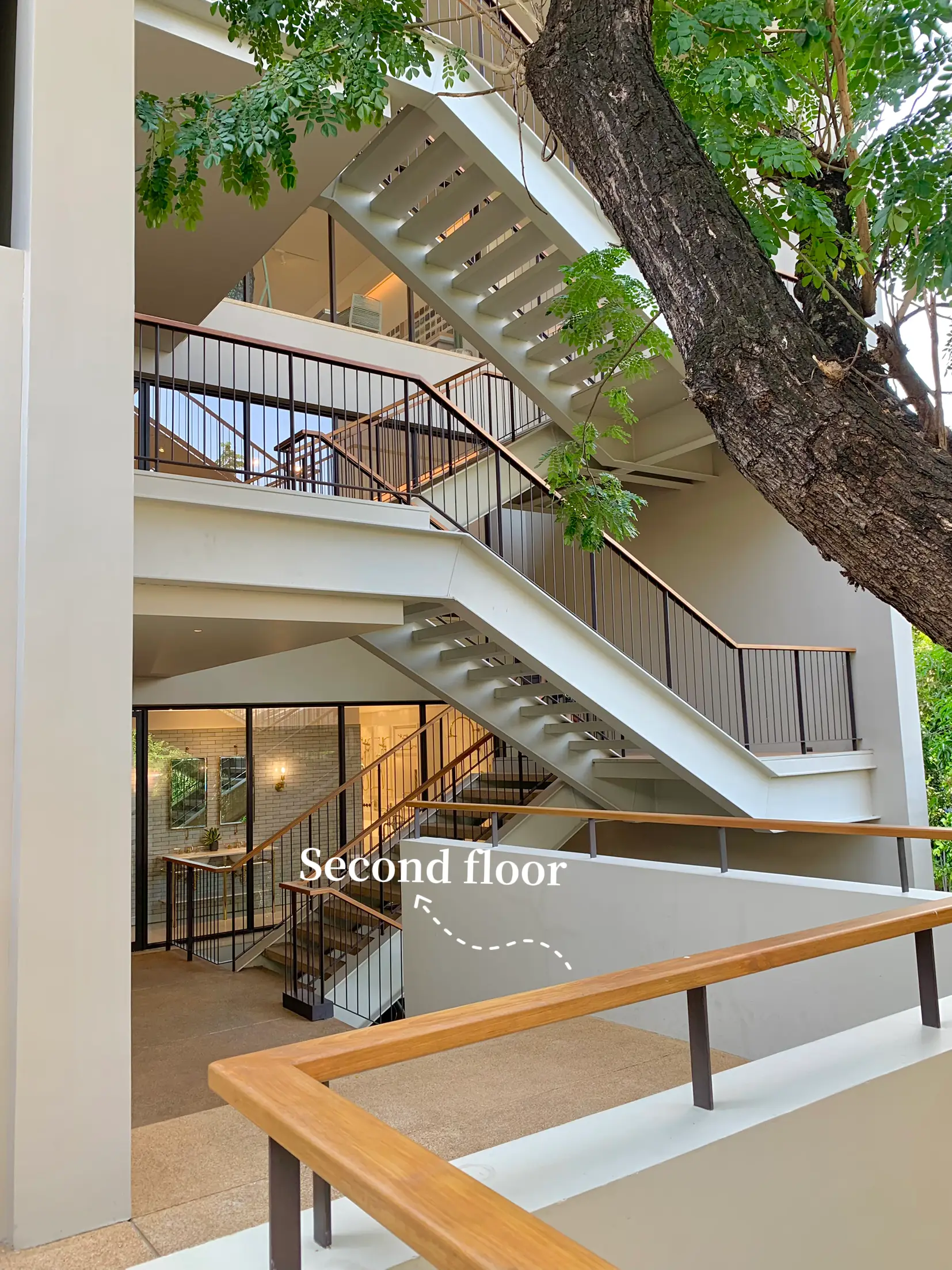 Cafe Hopping : Cafe’ Craft By Chanintr | แกลเลอรีที่โพสต์โดย nrm__moon | Lemon8