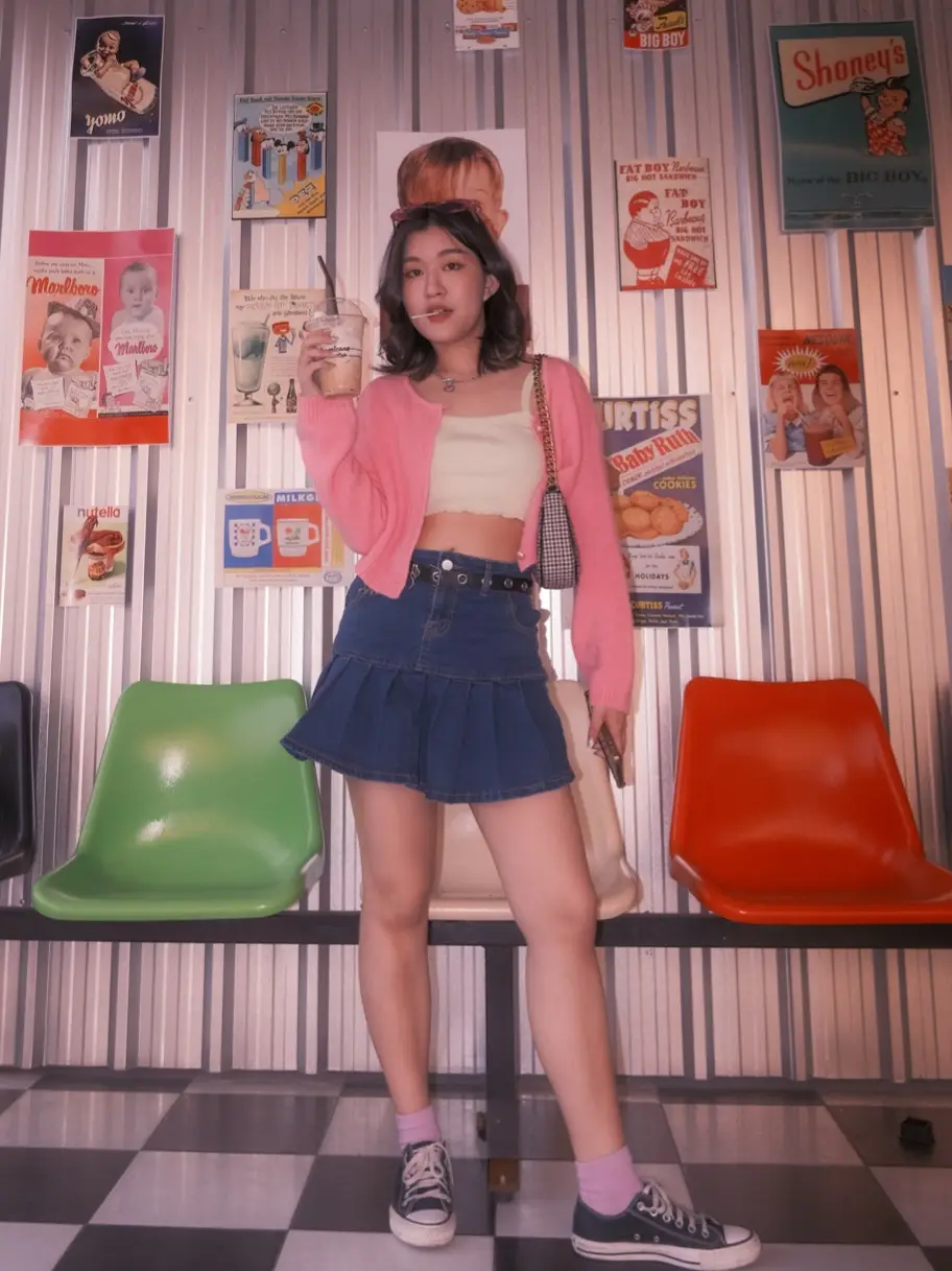 Y2K แฟชั่นยอดฮิตของเด็กยุค 2000 | แกลเลอรีที่โพสต์โดย เฮียทีมชวนถ่าย | Lemon8