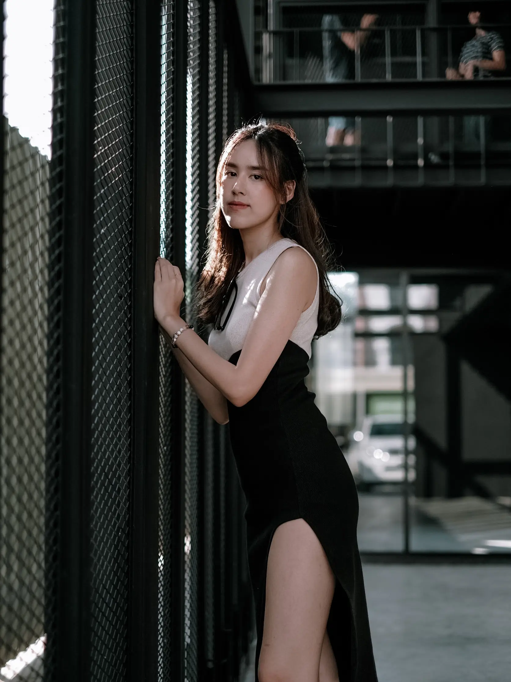 ชี้เป้าชุดเดรสพรางหุ่น เอวเว้า | แกลเลอรีที่โพสต์โดย Mildmalaii | Lemon8