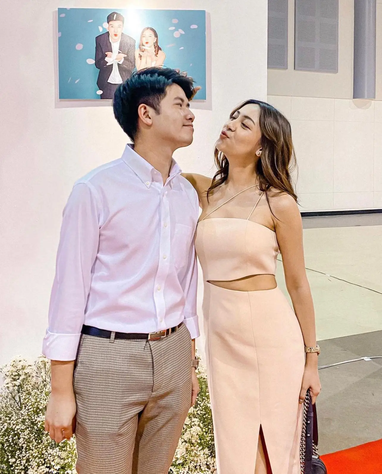 ท่าโพสต์คู่แฟน โพสต์ยังไงให้ดูรักกันมาก 555 🤪🤪 | แกลเลอรีที่โพสต์โดย Beamcdth | Lemon8