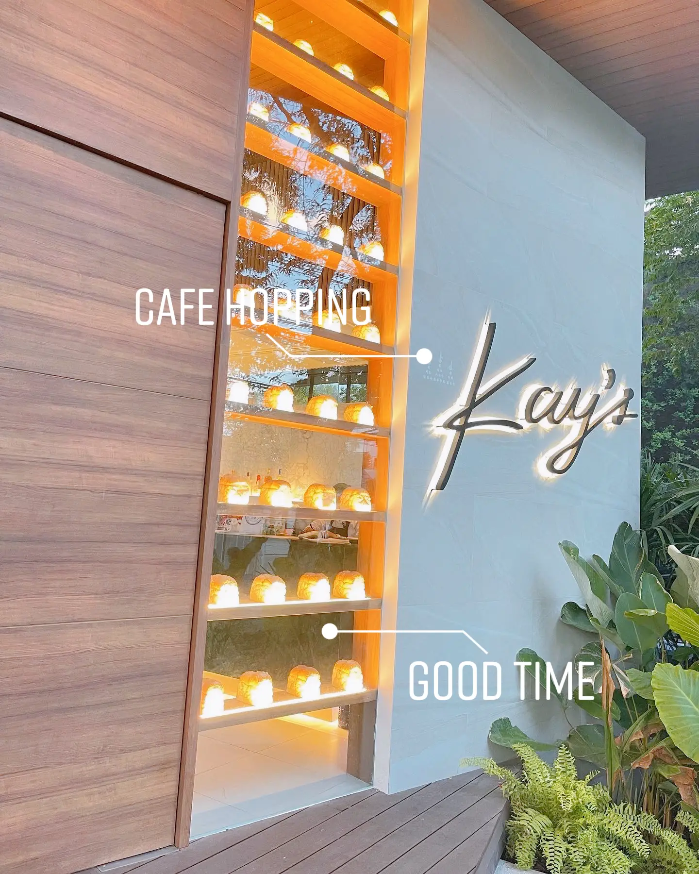 สาวๆสายคาเฟ่ห้ามพลาด💕 | แกลเลอรีที่โพสต์โดย Jpmint | Lemon8