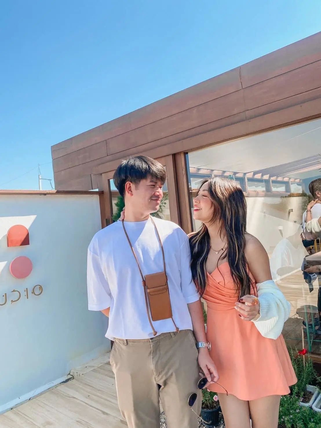 ท่าโพสต์คู่แฟน โพสต์ยังไงให้ดูรักกันมาก 555 🤪🤪 | แกลเลอรีที่โพสต์โดย Beamcdth | Lemon8