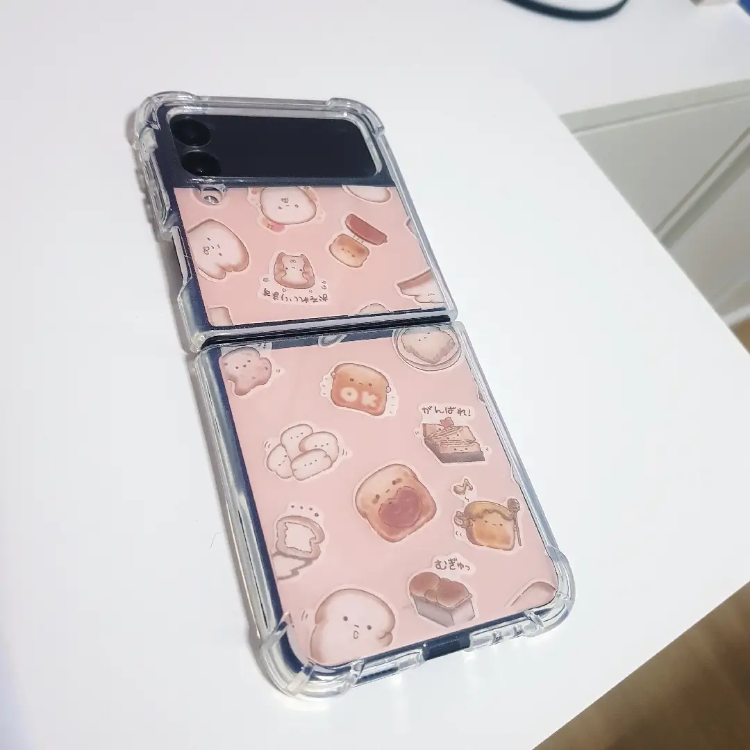 เคส ZFlip3 น่ารักจนใจเจ็บบ 💗 | แกลเลอรีที่โพสต์โดย Keroview | Lemon8