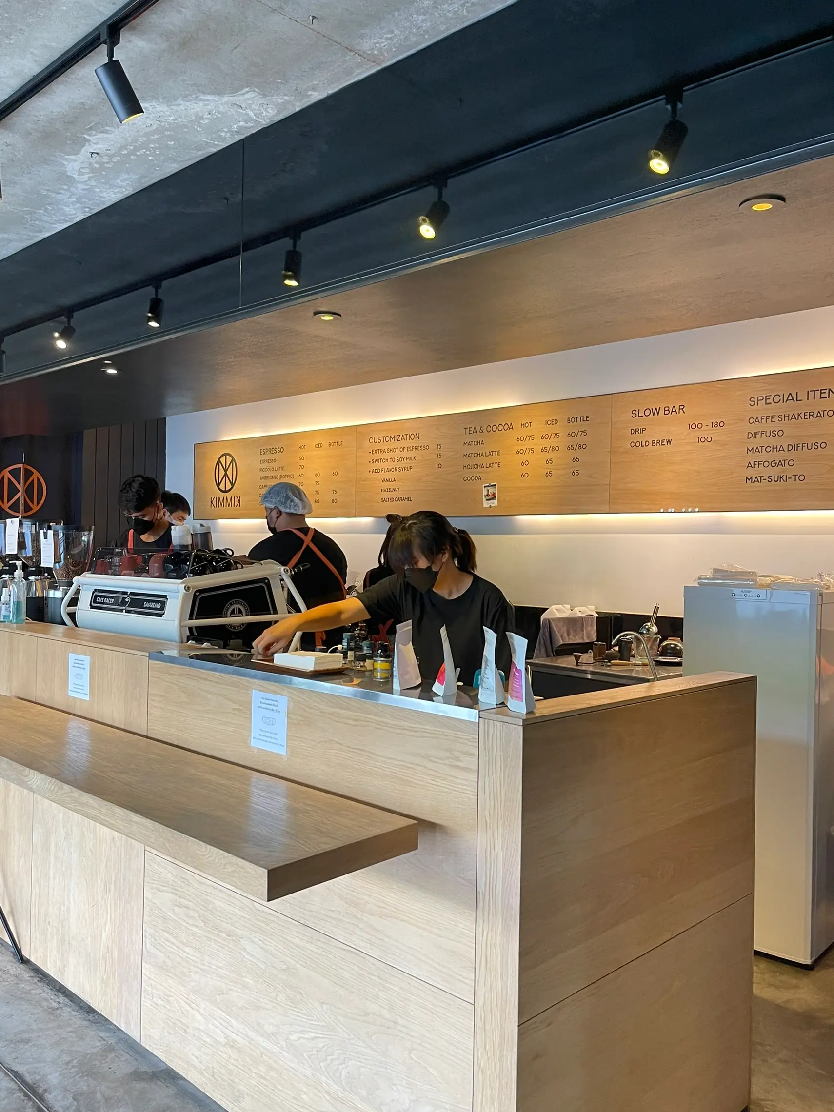 🖤🧡 KIMMIK CAFE - คาเฟ่เท่ๆย่านพัฒนาการ 🧡🖤 | แกลเลอรีที่โพสต์โดย tstoey ...