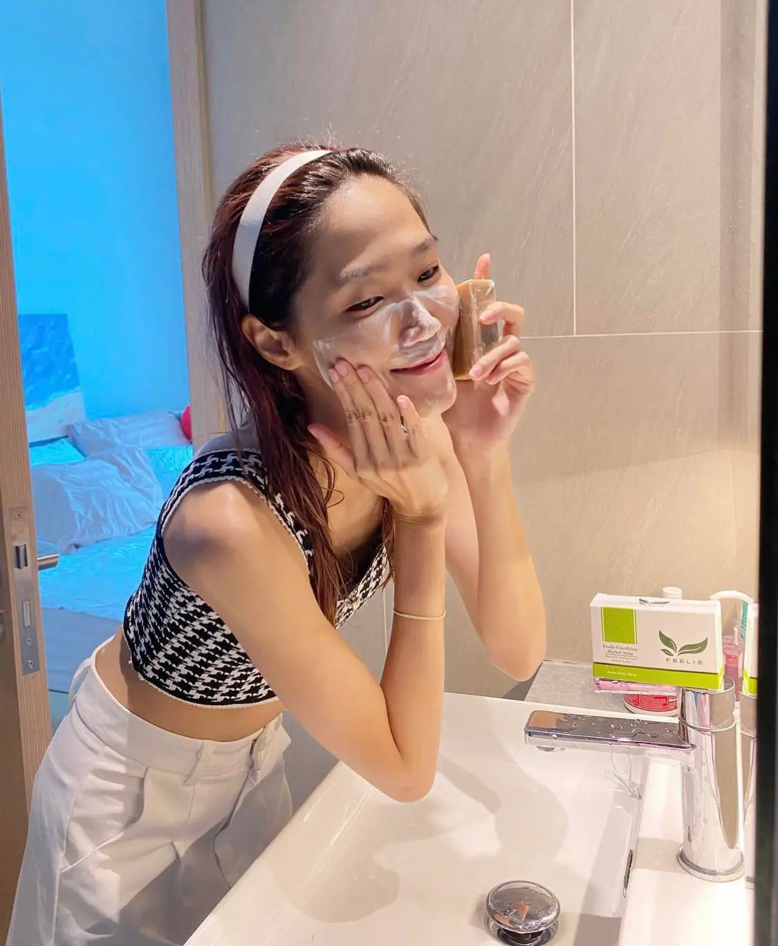 ลดมันลดสิว สบู่ Feelis เท่านั้น | แกลเลอรีที่โพสต์โดย Heybreo | Lemon8