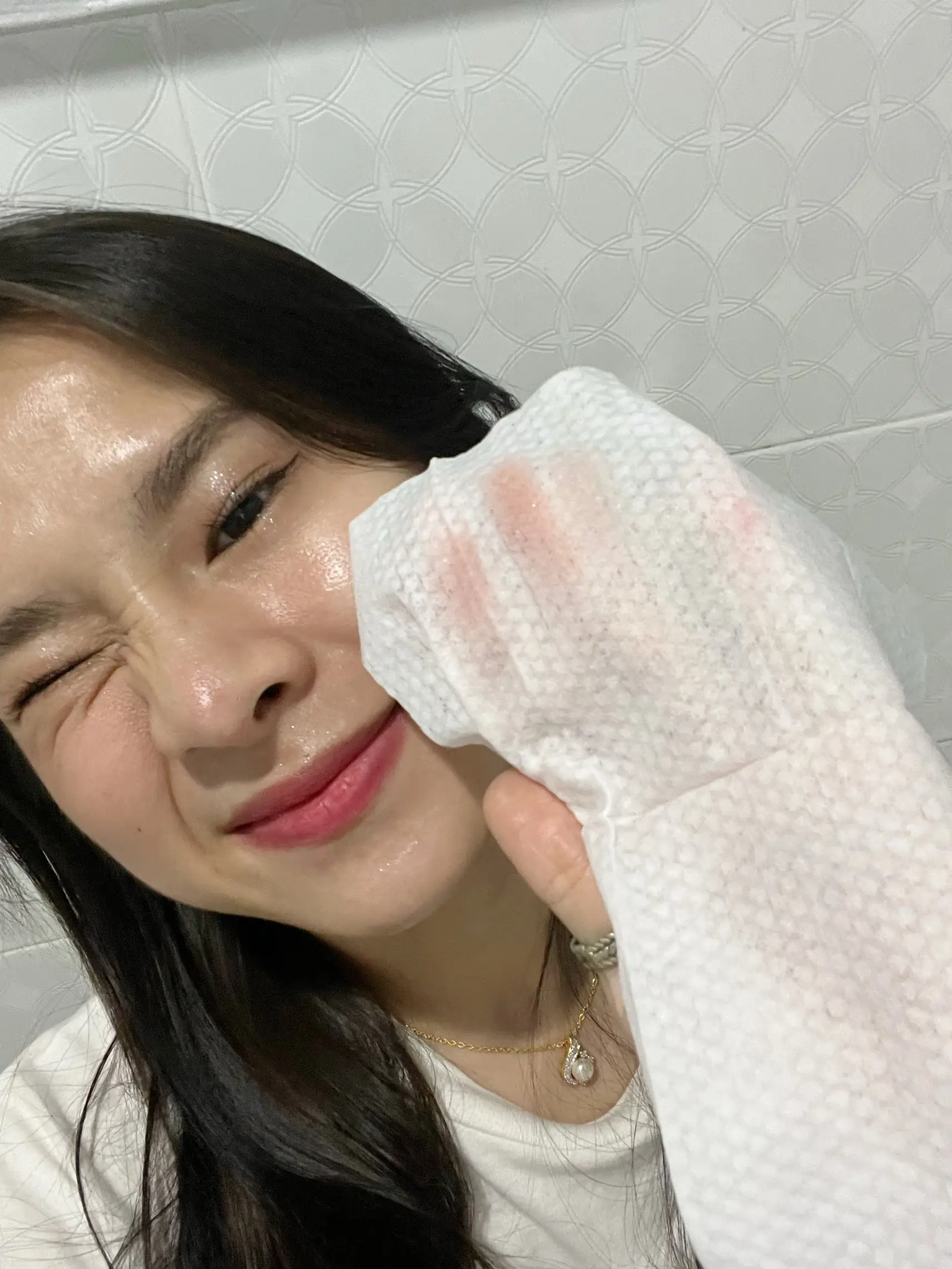 คลีนซิ่งแบบผกพาคาราเบาๆ แถมคุณภาพดีเกินราคา😍👍🏻 | แกลเลอรีที่โพสต์โดย Cap.ji | Lemon8