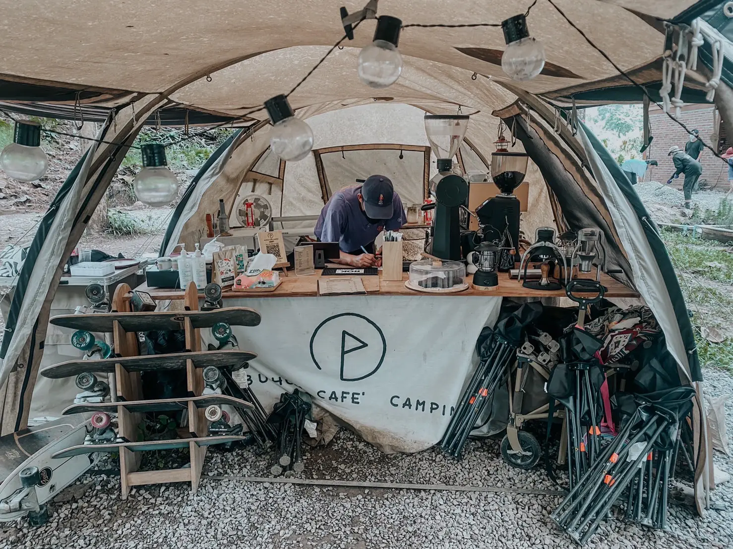 ถ่ายรูปแคมป์ปิ้งคาเฟ่ - การค้นหาใน Lemon8