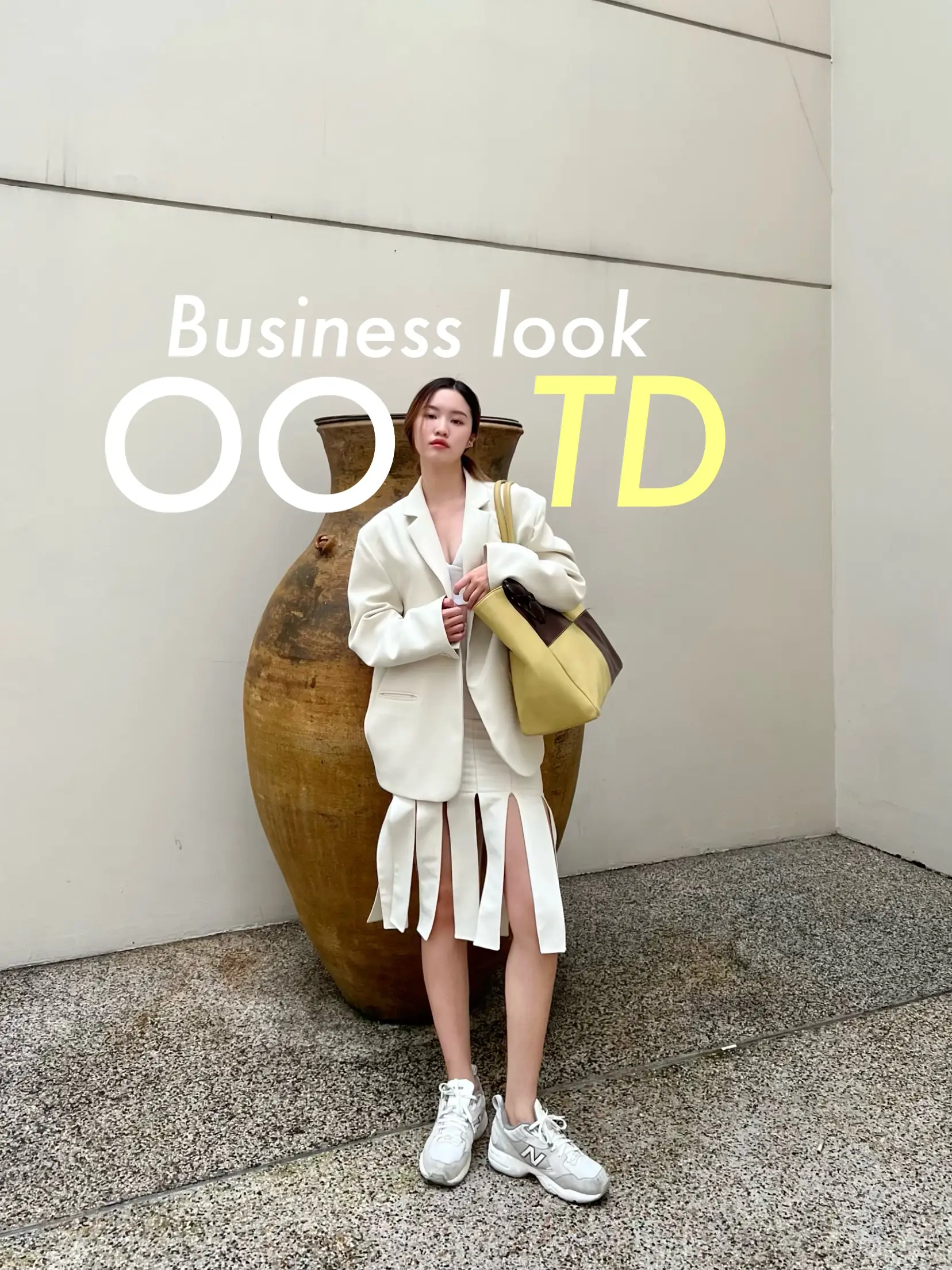 OOTD ไปทำงานแบบดูทางการ แต่ยังคงความเปรี้ยวชิค📸🤍 | แกลเลอรีที่โพสต์โดย Dudepop | Lemon8