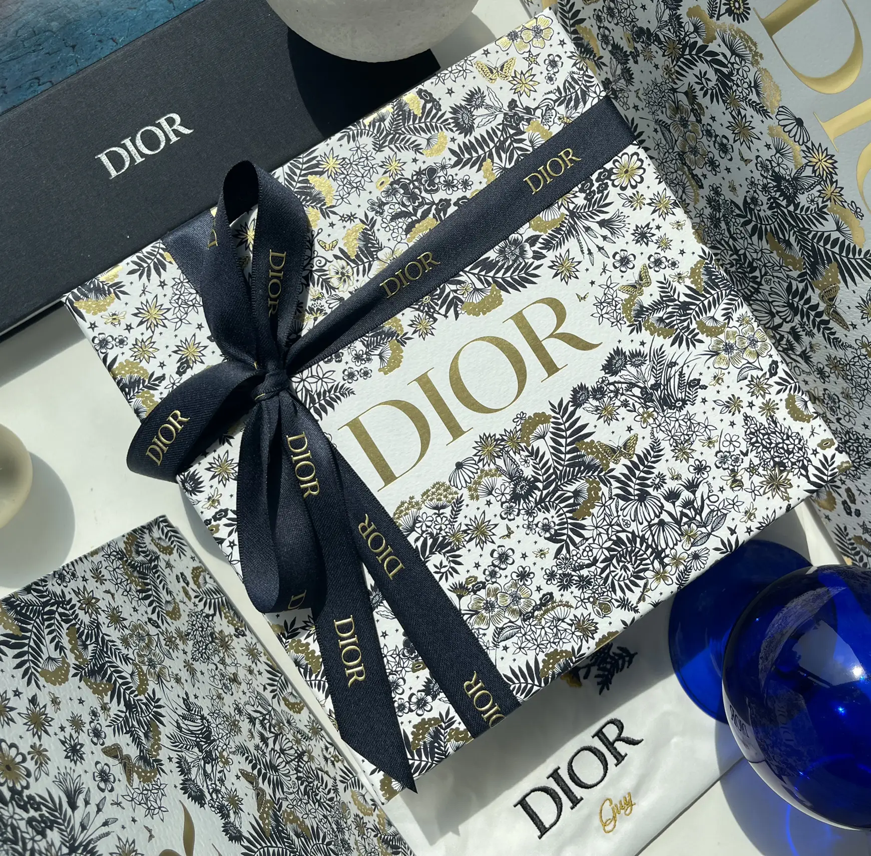 Gift box dior | แกลเลอรีที่โพสต์โดย GUYNONT | Lemon8