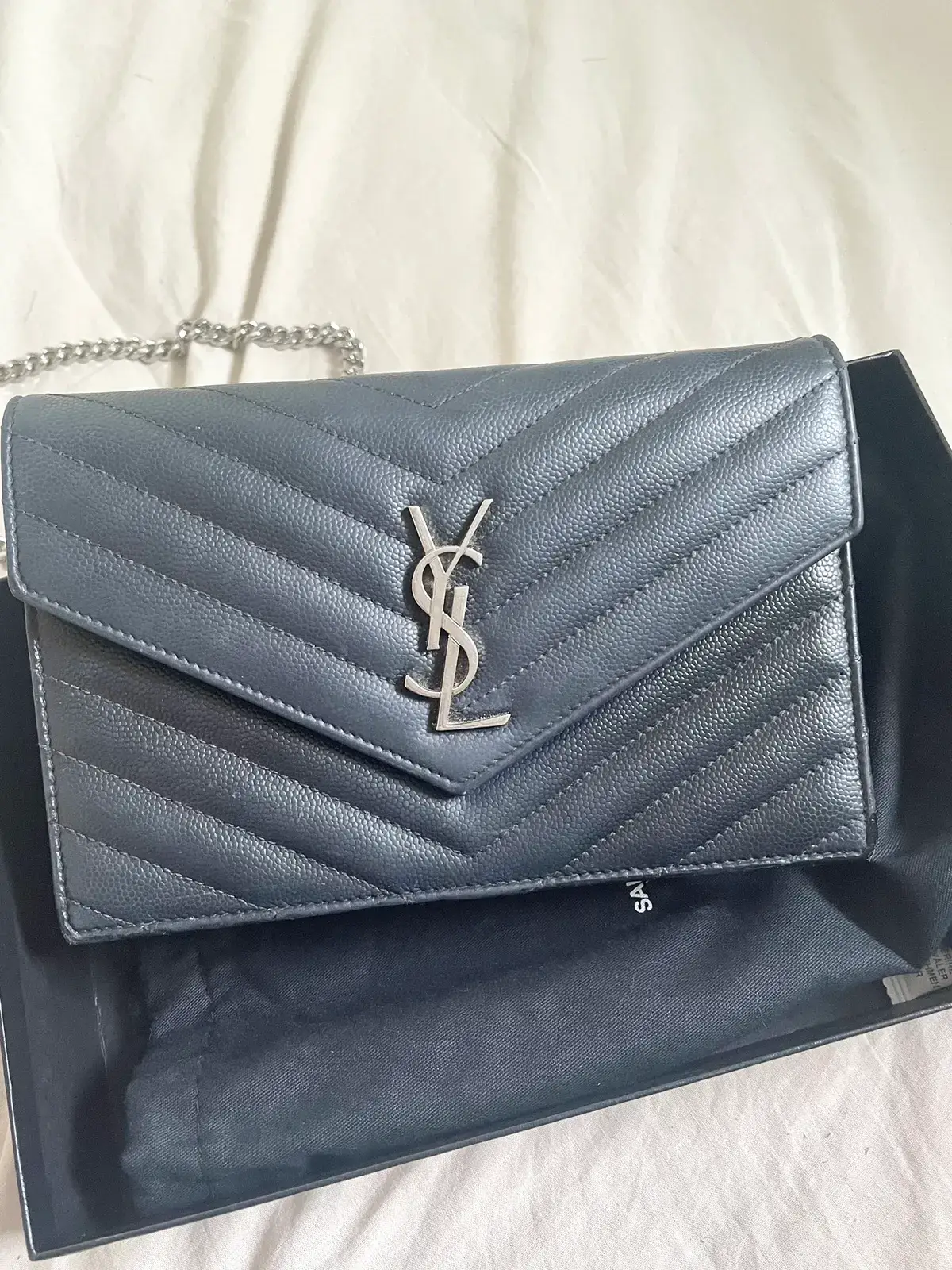 YSL wallet on chain (woc) 7.5 💕 | แกลเลอรีที่โพสต์โดย ttarntalzonel ...