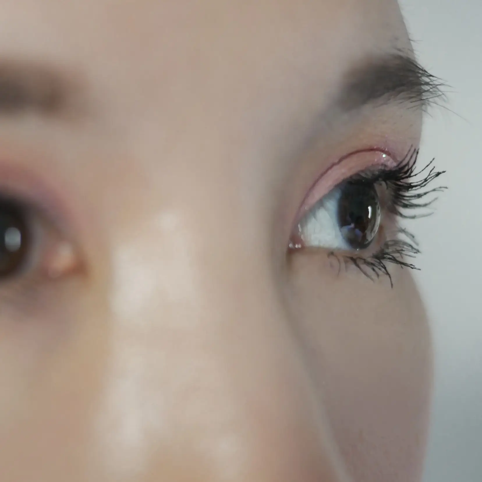 ขนตาถูกและเด้ง | แกลเลอรีที่โพสต์โดย praew_sresh | Lemon8