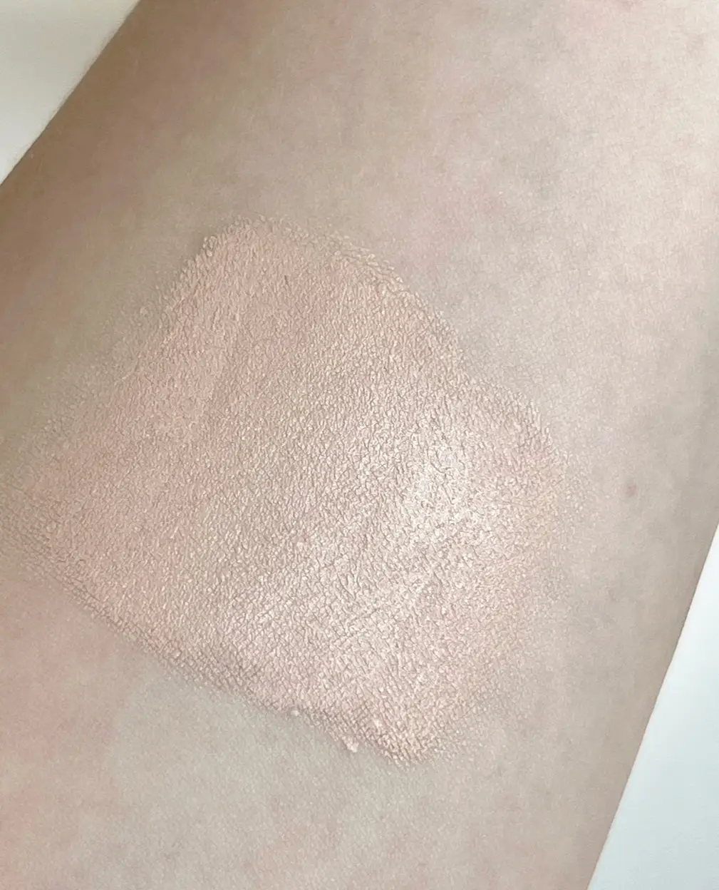 Review: Legendary Foundation NARS Sheer Glow Foundation ⛅ | Gallery posted by blogfromthe.a | Lemon8