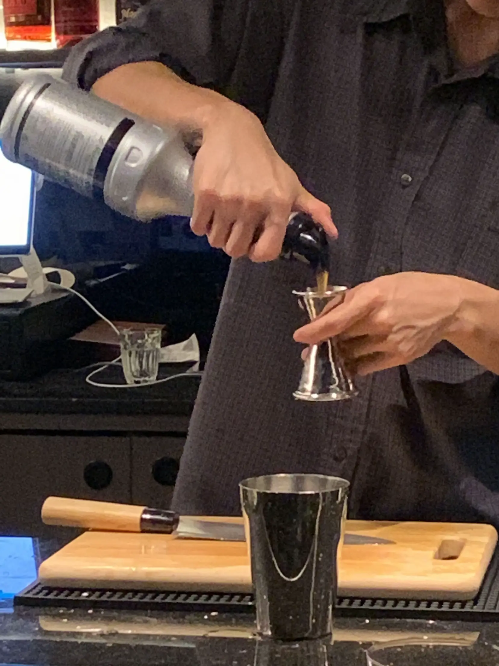 Liquid Lab Bar 🍸บาร์ลับย่านอ่อนนุช | แกลเลอรีที่โพสต์โดย Fiatshrlin ...