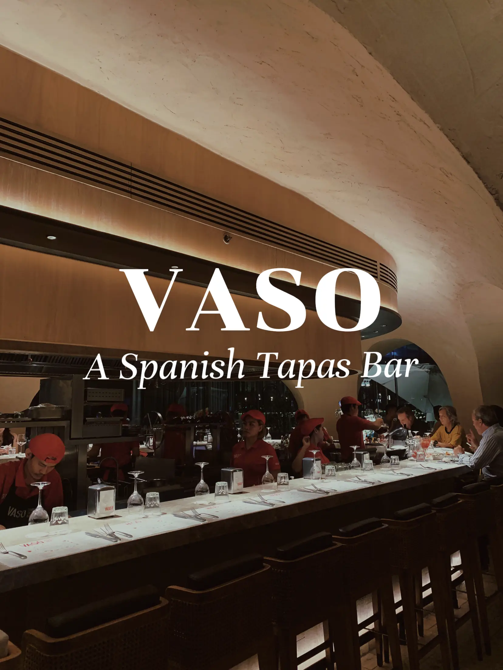 ร้านอาหารหรือผับ⁉️ | Vaso Spanish Tapas @Velaa 🥂💃🏻 | แกลเลอรีที่โพสต์ ...