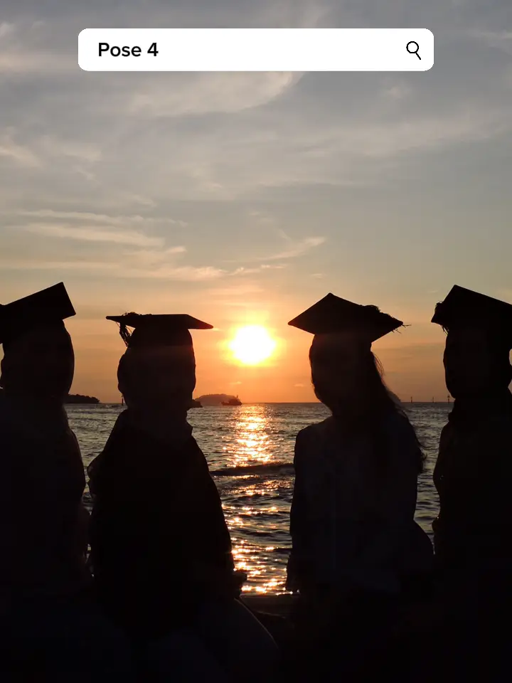 Aesthetic Pre-convo Group Photoshoot/Pose Ideas 📸 | Galeri disiarkan ...