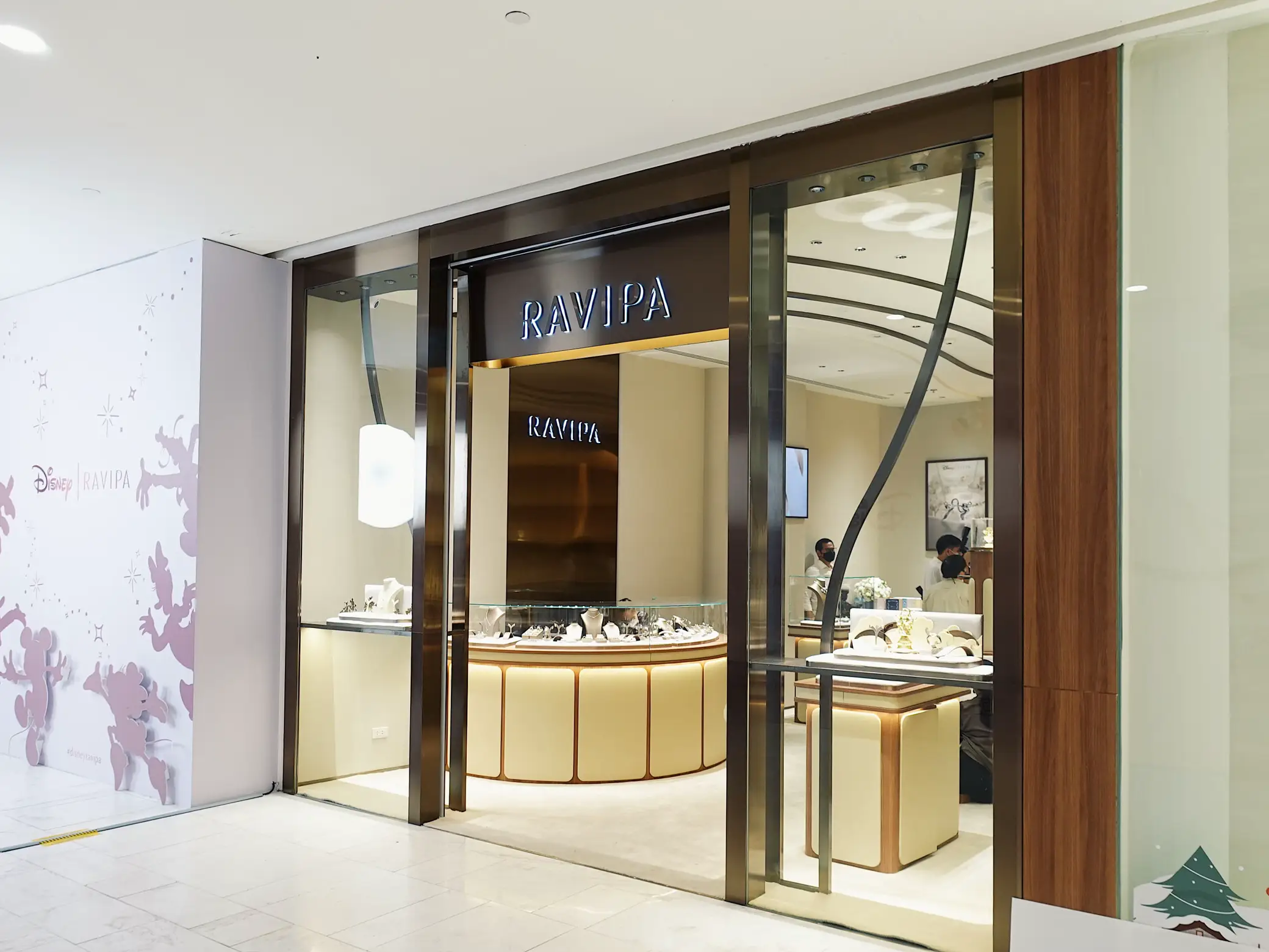 DISNEY | RAVIPA | แกลเลอรีที่โพสต์โดย Places two Go | Lemon8