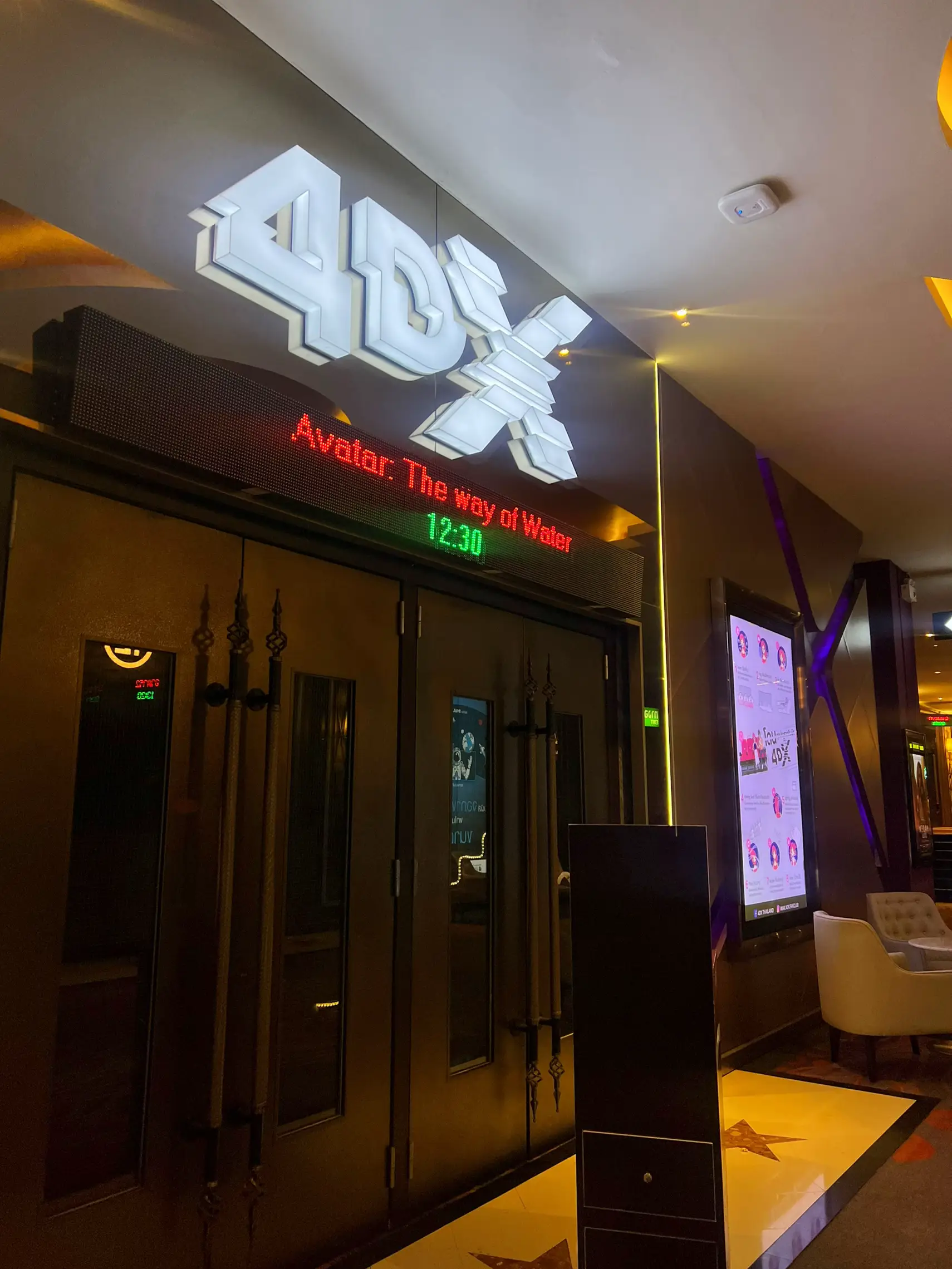 รีวิวดูหนังแบบ 4DX เรื่อง Avatar 2 🍿 🎥 | แกลเลอรีที่โพสต์โดย pamtussaya🐰 | Lemon8