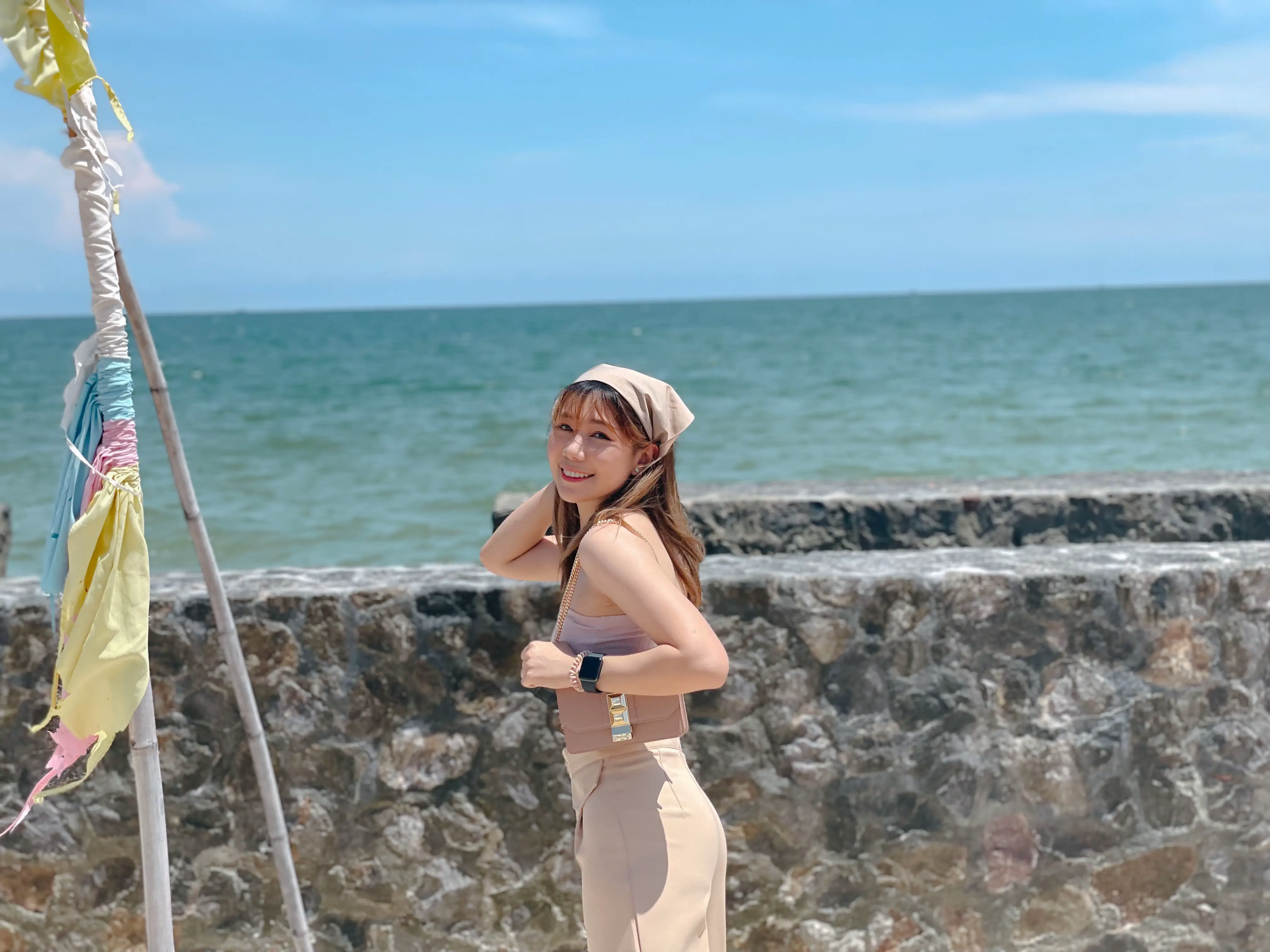 𝙏𝙐𝙈𝙇𝘼𝙔 𝘾𝘼𝙁𝙀 & 𝘽𝘼𝙍 | Gallery posted by Natt | Lemon8