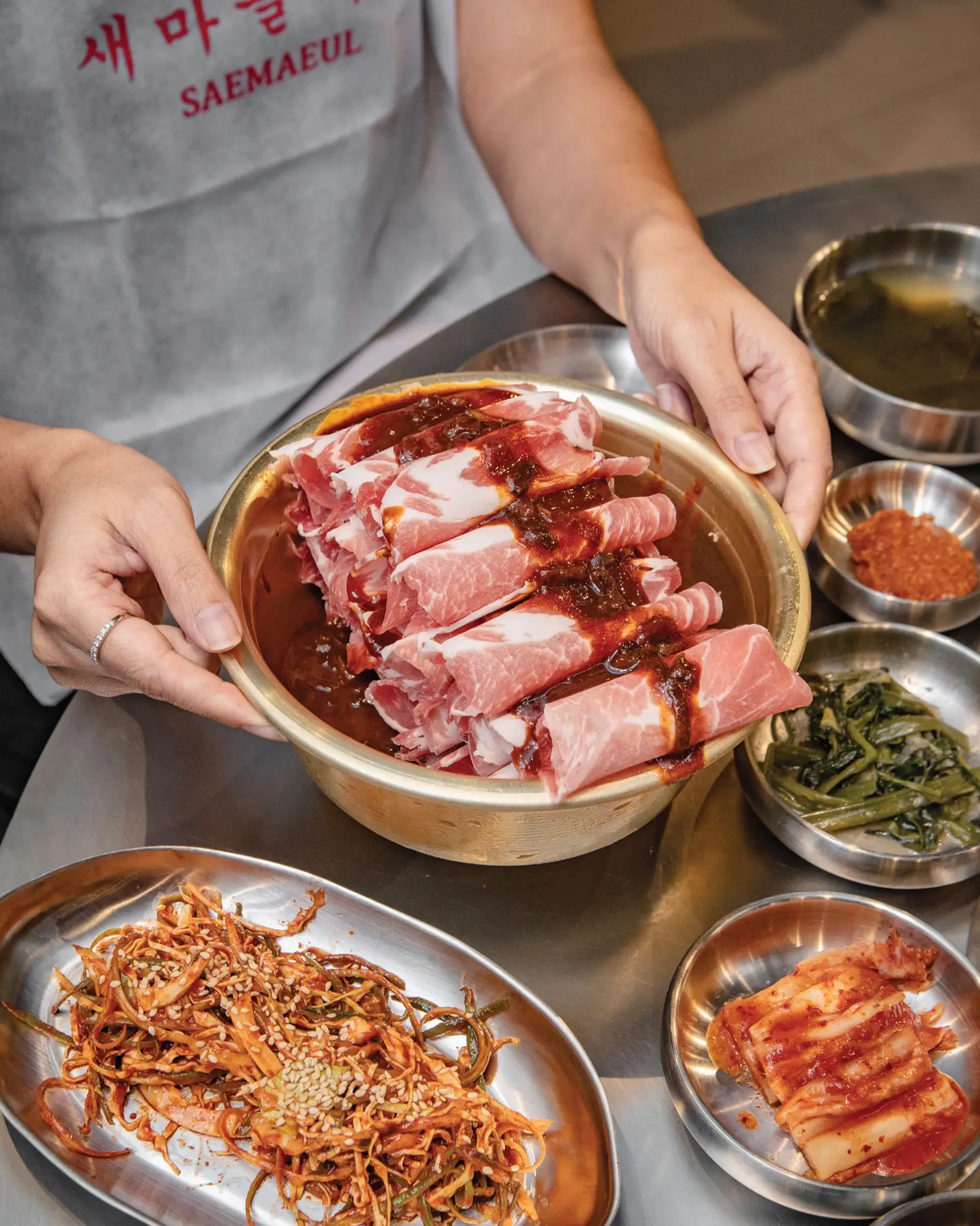 Saemaeul 새마을식당 ร้านดังที่เกาหลี เปิดแล้วที่เซ็นทรัลปิ่นเกล้า 🇰🇷🐷 | แกล ...