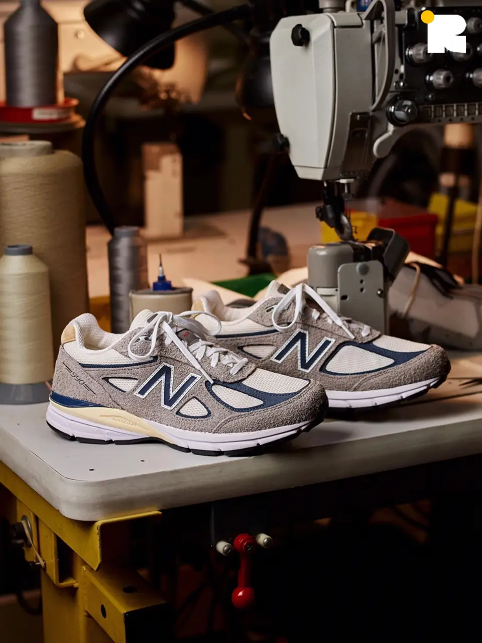 20 ไอเดียยอดนิยมเกี่ยวกับ New Balance 990v6 ในปี 2024