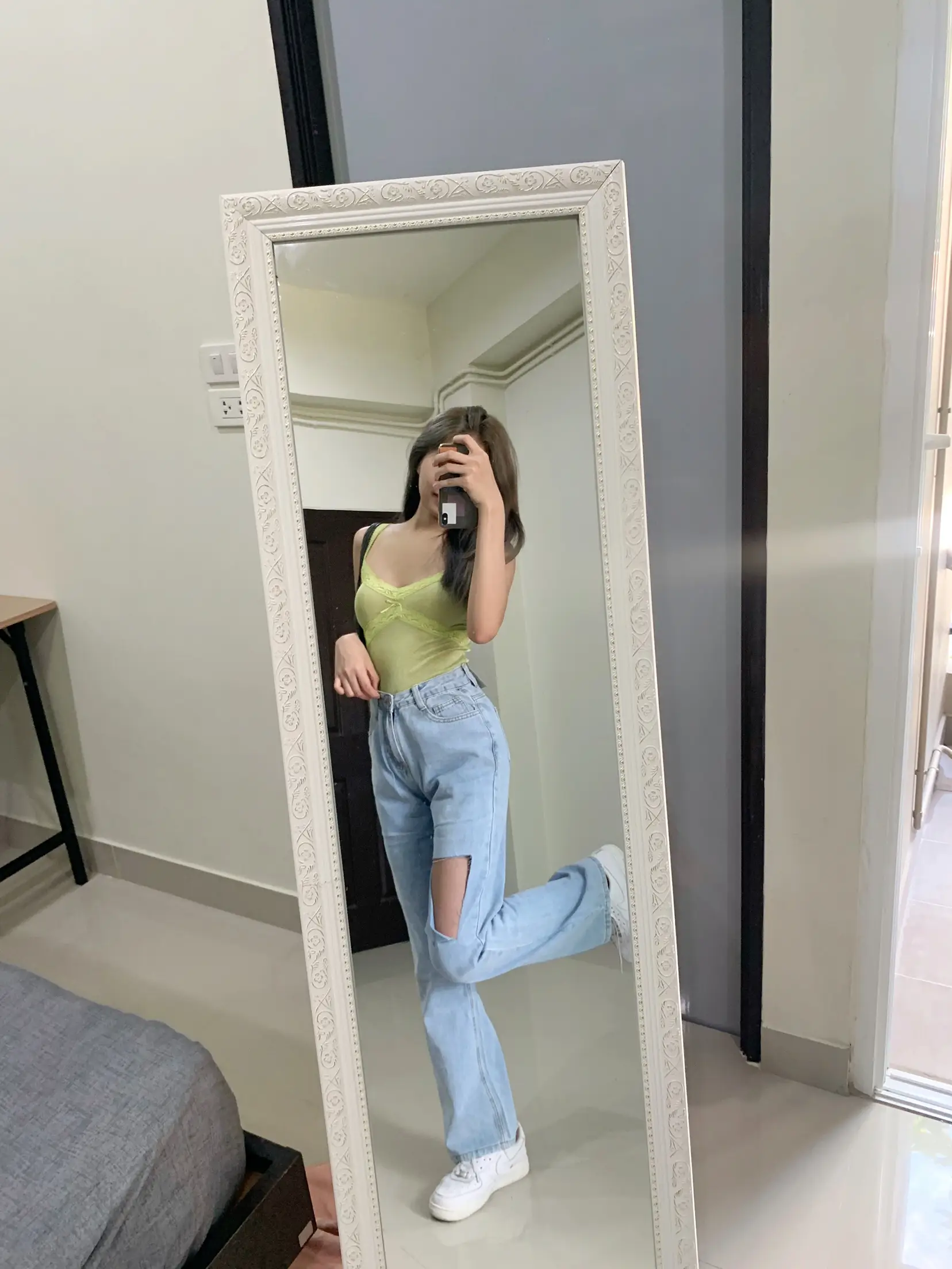 Review air force 1 เข้ากับทุกลุค 👟 | แกลเลอรีที่โพสต์โดย llsylvie | Lemon8