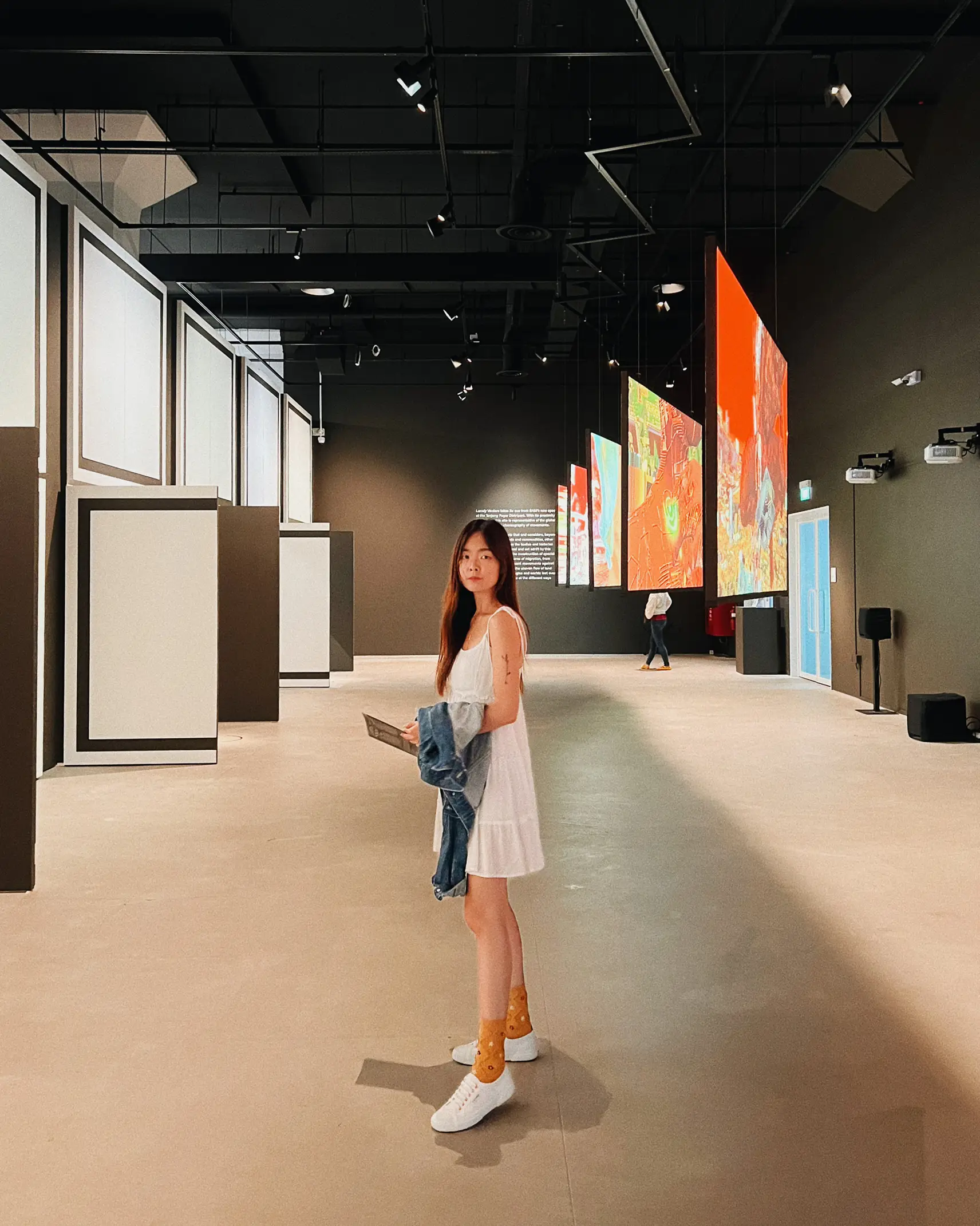 🇸🇬 A quiet & empty photoshoot spot | Gallery posted by Megan | Lemon8