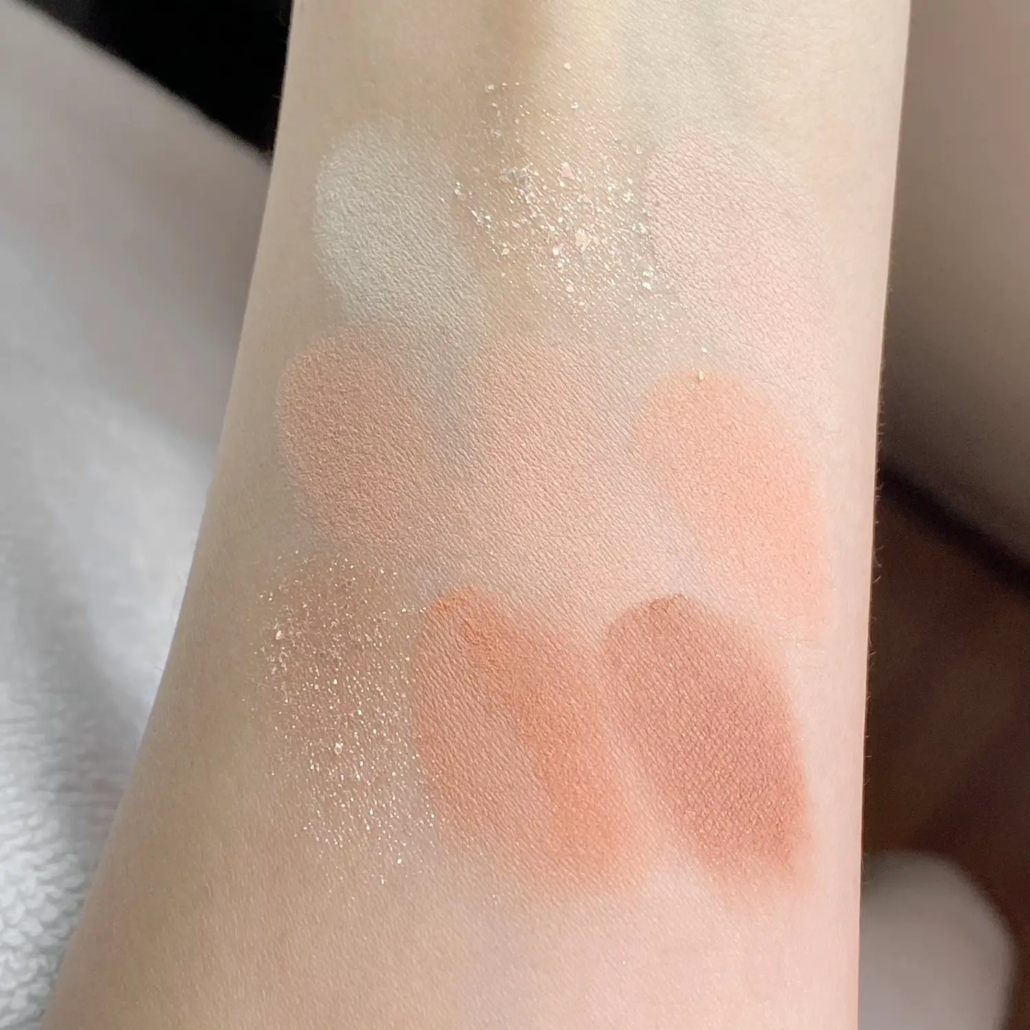 dasique peach squeeze shadow palette🍑🍐 | แกลเลอรีที่โพสต์โดย ham ᐧ༚̮ᐧ ...