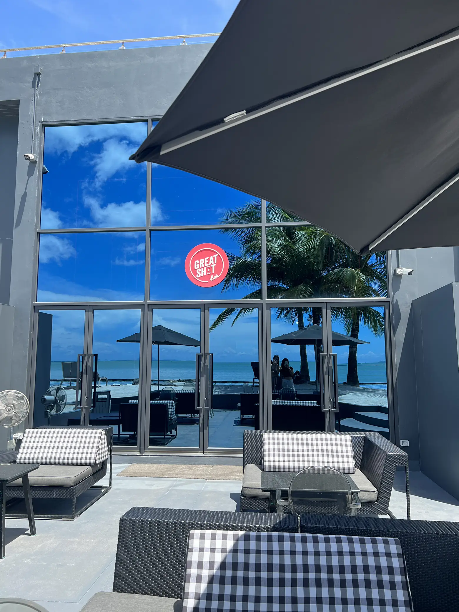 คาเฟ่ชิคริมทะเล Great Shot Bar Phuket | Galeri disiarkan oleh TienA ...