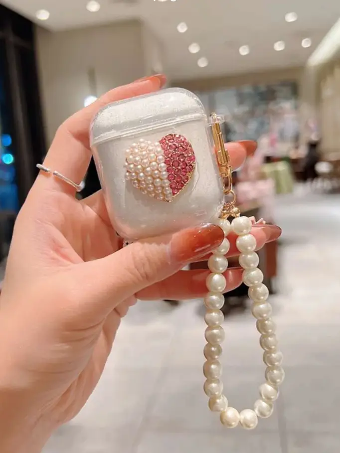 Beaded shop @ Kad Luang | Gallery posted by Kapook | Lemon8