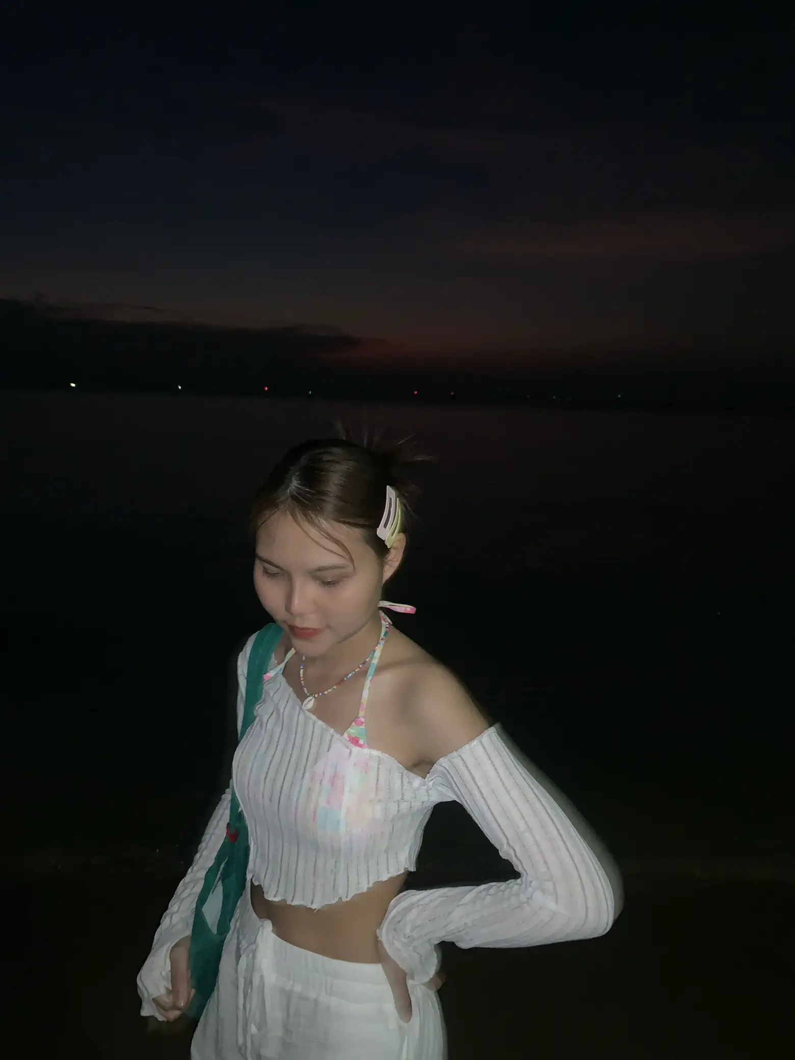 ถ่ายรูปทะเลตอนกลางคืน | แกลเลอรีที่โพสต์โดย Jam Sutthida | Lemon8