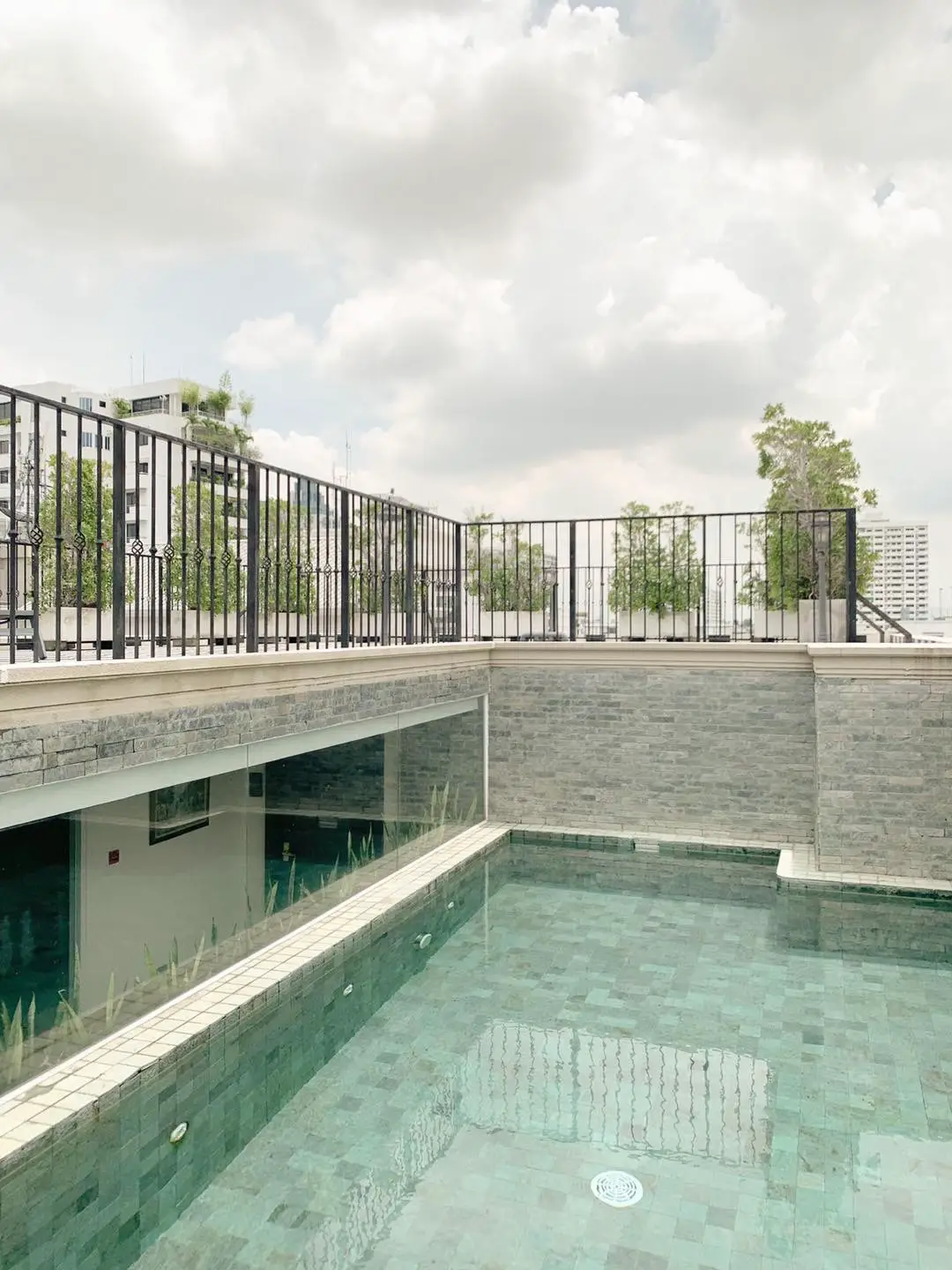 THE LA 49 HOTEL, BANGKOK 🤎 | แกลเลอรีที่โพสต์โดย Kulpornpatsorn | Lemon8