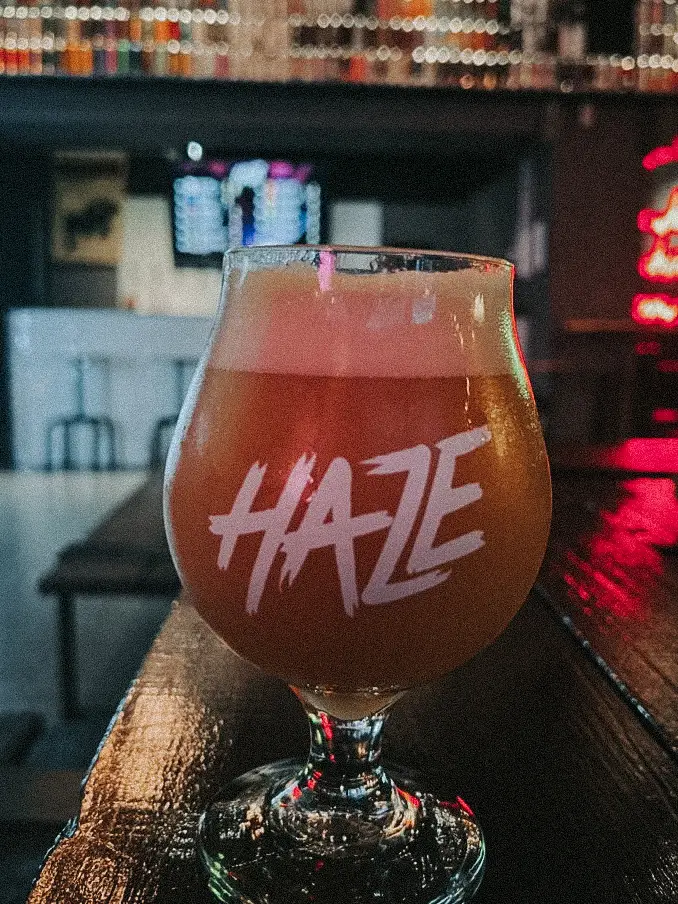 HAZE BKK Craft Beer Bar นั่งชิวๆที่ป้อมปราบ | แกลเลอรีที่โพสต์โดย ศศิ ...