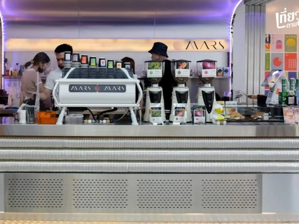 คาเฟ่ MARS.cnx | แกลเลอรีที่โพสต์โดย TeawTamDuang | Lemon8