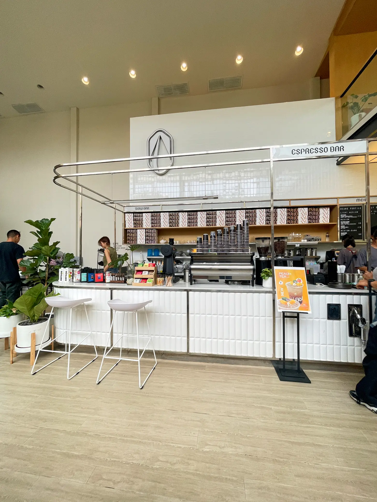 Black Ground Cafe&Dining ☕️ | แกลเลอรีที่โพสต์โดย Jee natsupa 🎨 | Lemon8