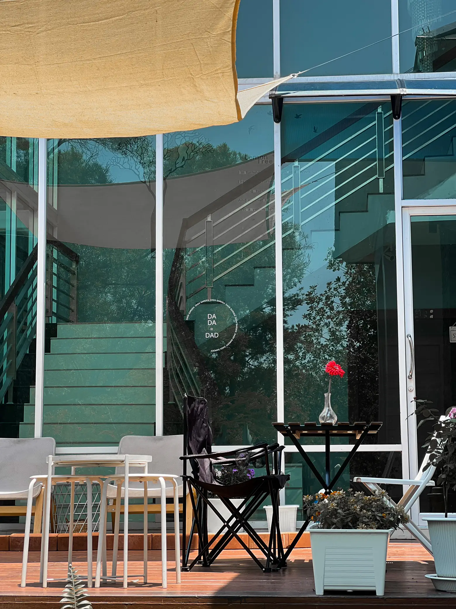 Check-in 📍”Dada Garden Cafe & Eatery” คาเฟ่ คฤหาสน์ | แกลเลอรีที่โพสต์ ...