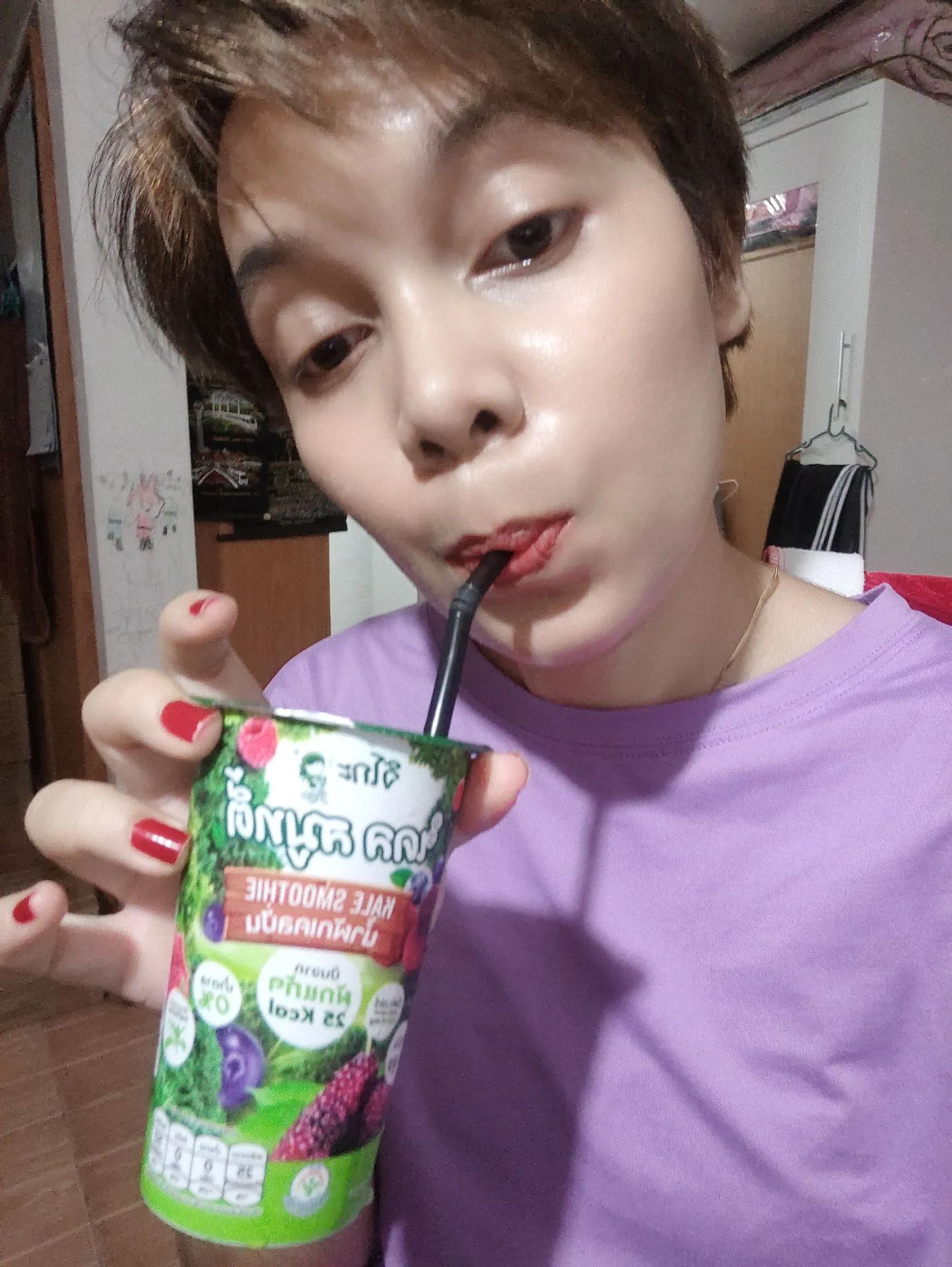 รีวิว เคล สมูทตี้ แบรนด์ จิโกะ 7-11 อร่อยดี | แกลเลอรีที่โพสต์โดย Blondie Review | Lemon8