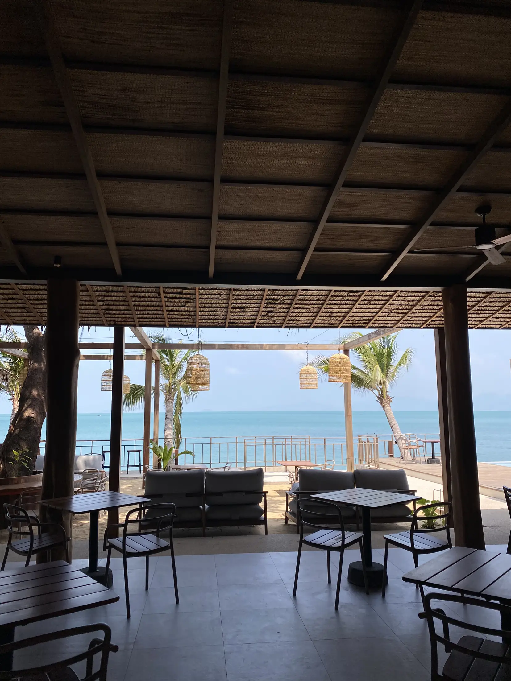 the flow samui beach resort 🏝️🌅🌊 ที่พักเกาะสมุยงบหลักพัน! | แกลเลอรีที่โพสต์โดย SIRI | Lemon8