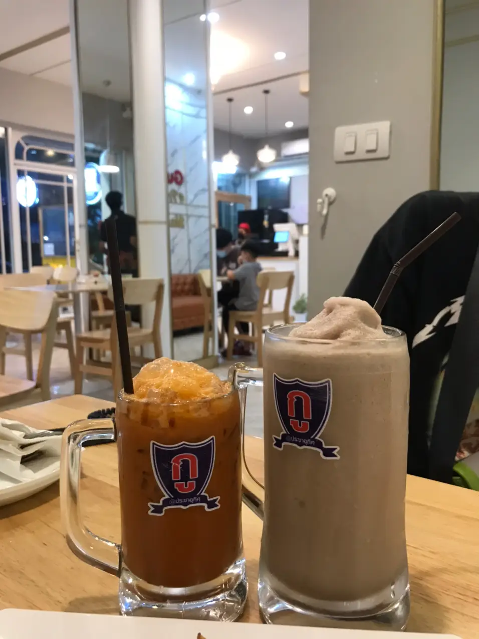 กูโรตีชาชัก ย่านประชาอุทิศ😋🥛 | แกลเลอรีที่โพสต์โดย numpet | Lemon8