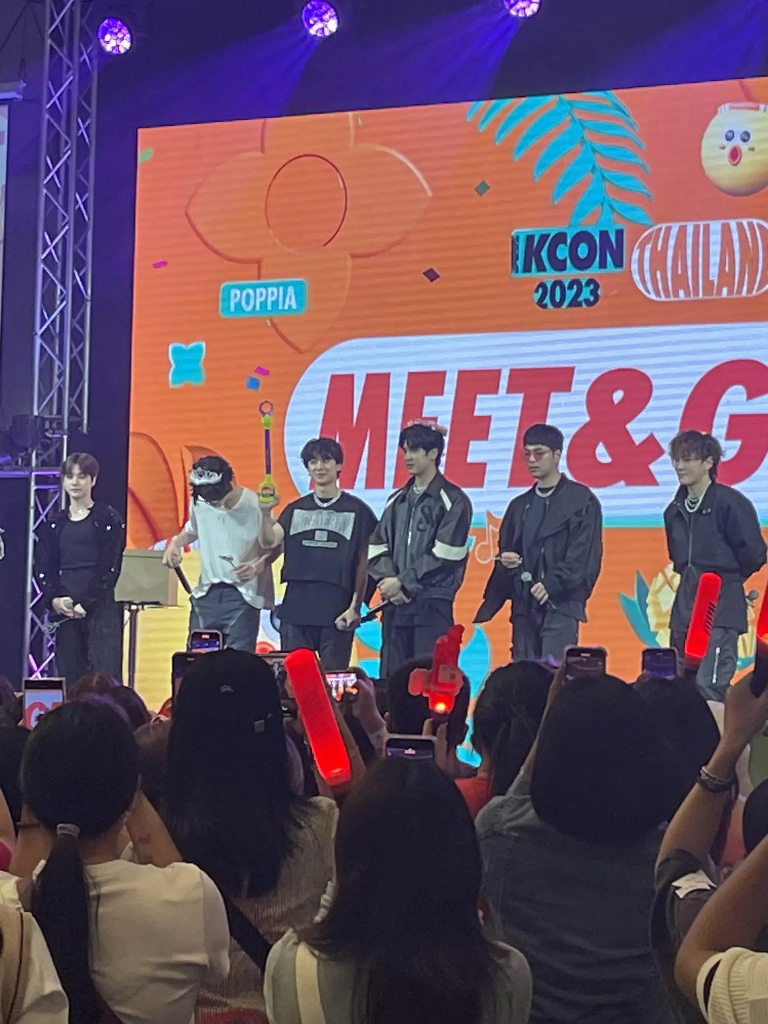 Get ready? Showtime!!! | แกลเลอรีที่โพสต์โดย Dayone_ps | Lemon8