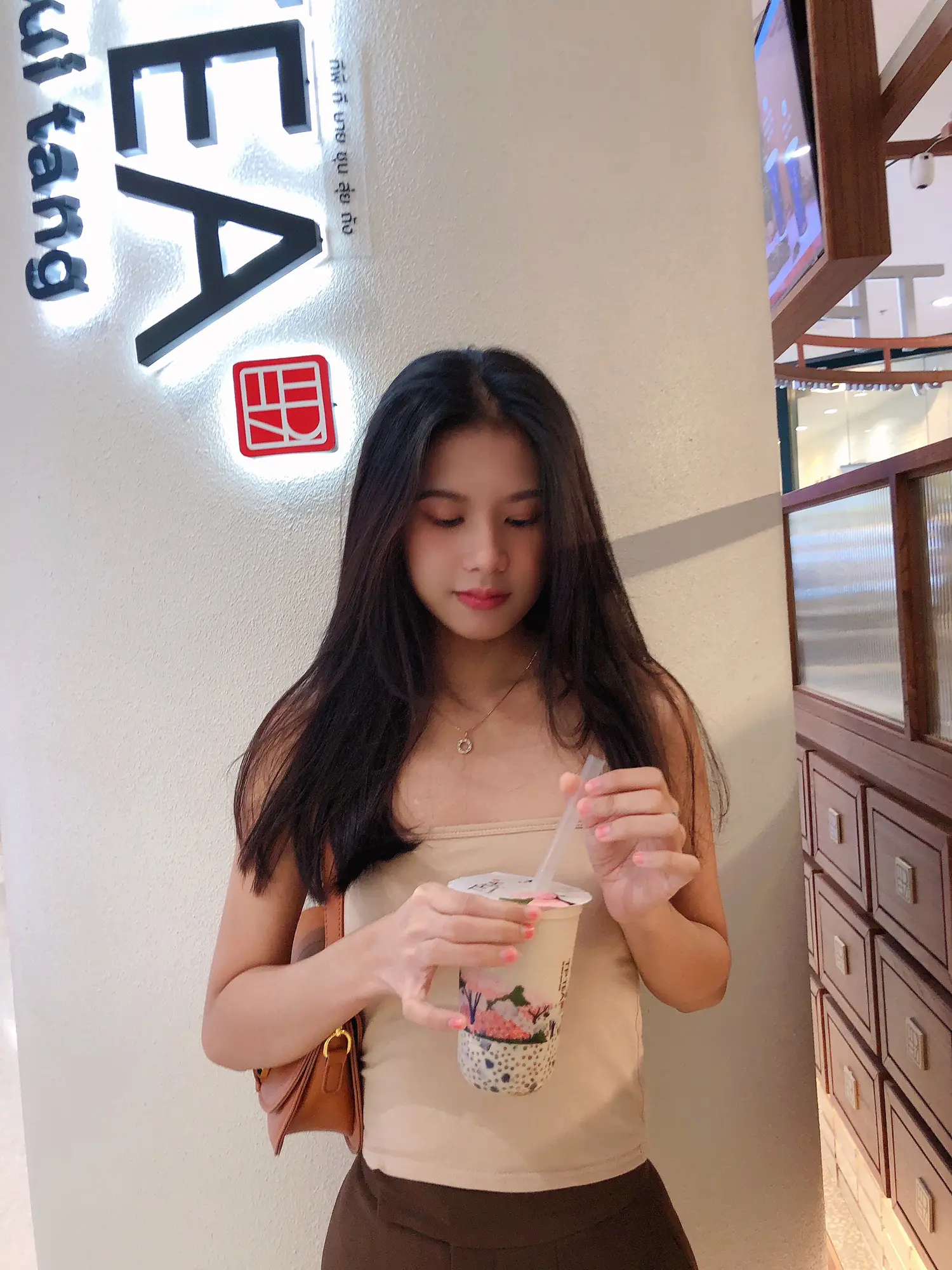 ร้านชาไข่มุกเจ้าแรกของโลกจากไต้หวัน อร่อยแบบตะโกน😋🧋 | แกลเลอรีที่โพสต์โดย MILD C. | Lemon8