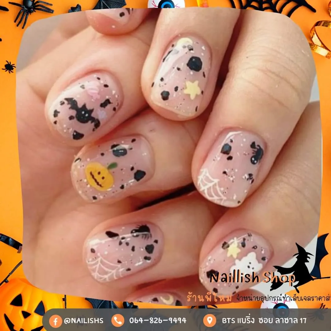 ลายเล็บฮาโลวีน เหมาะกับสาวๆชอบเพ้นท์เล็บค่า | แกลเลอรีที่โพสต์โดย Mai Darunee | Lemon8