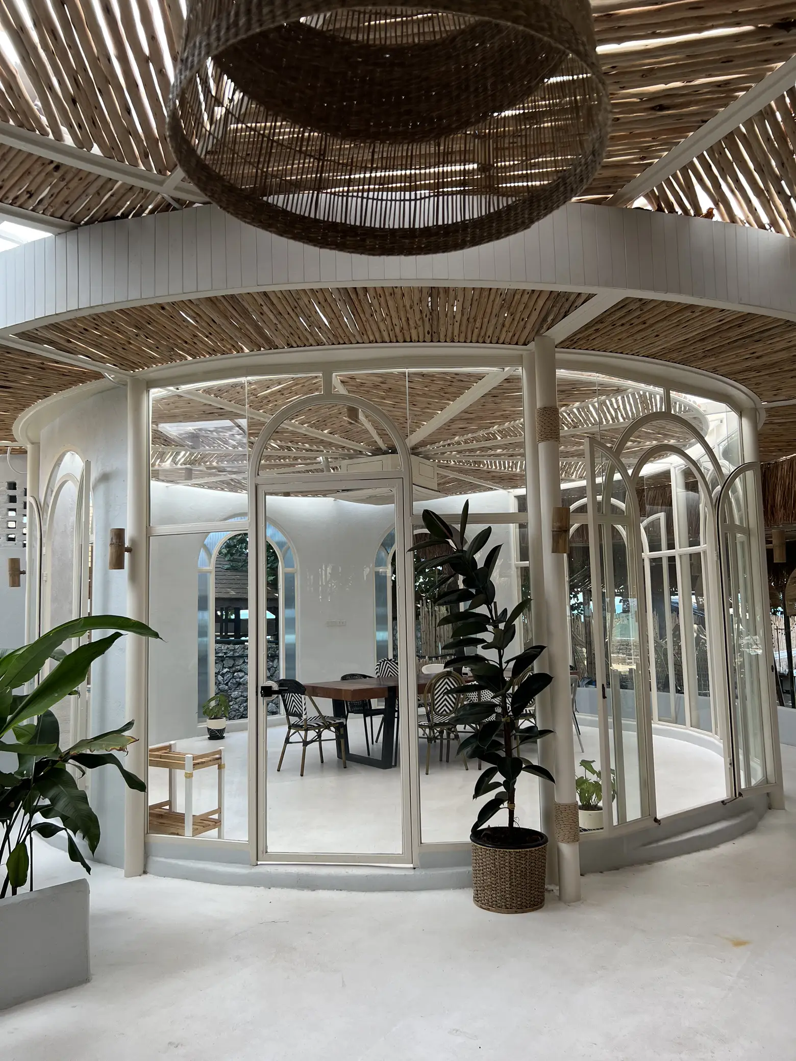 The Oxygen Beachfront Oasis | แกลเลอรีที่โพสต์โดย Appro | Lemon8