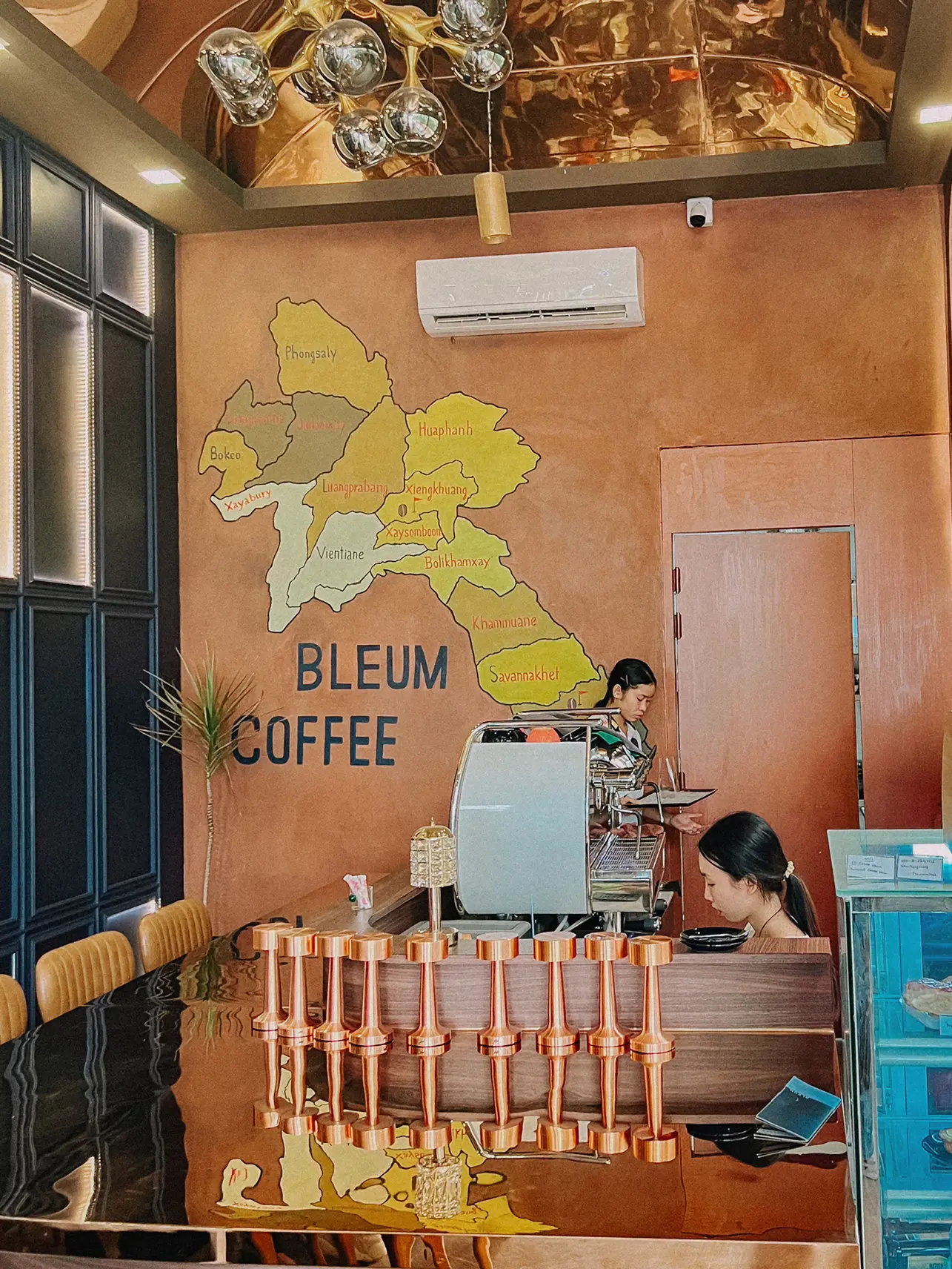 เที่ยวคาเฟ่เวียงจันทน์ BLEUM (บูม ) | แกลเลอรีที่โพสต์โดย Kaethw | Lemon8