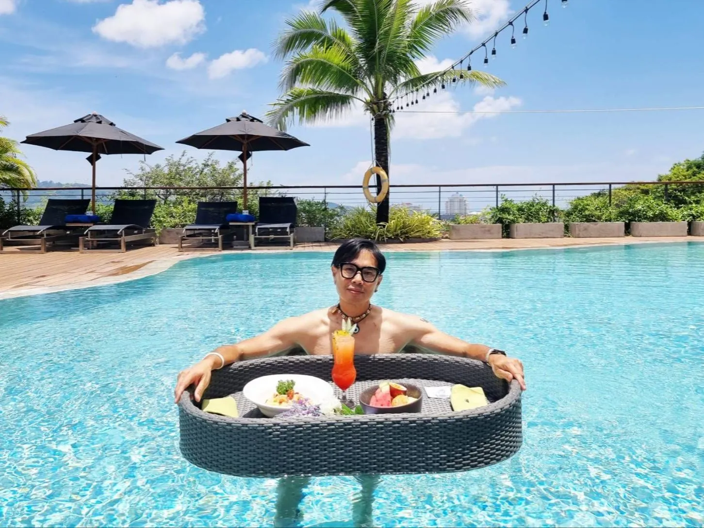 Skyview Resort Phuket Patong Beach | มาติดเกาะกัน | แกลเลอรีที่โพสต์โดย FINN Inside | Lemon8